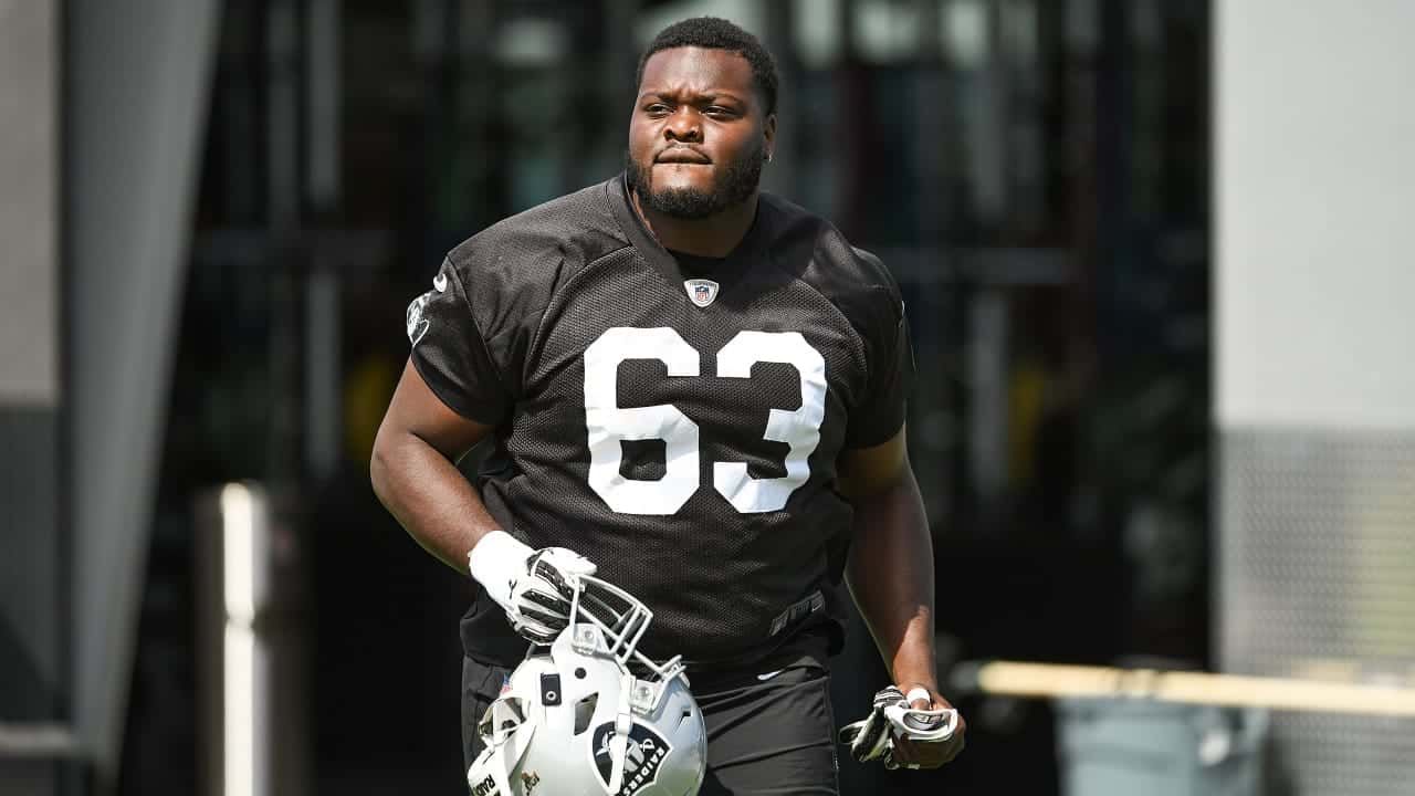 Oakland Raiders: Ronald Ollie is set to win hearts, and a roster spot