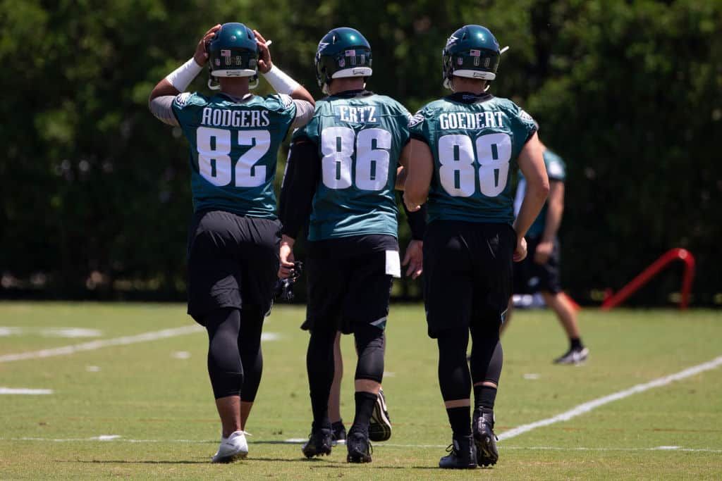 Should you start Eagles TE Richard Rodgers in fantasy on TNF?