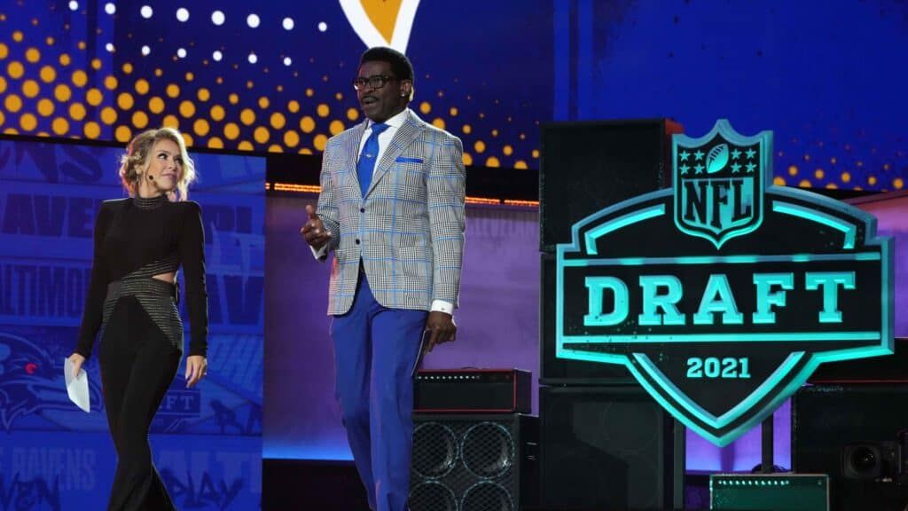 Inside linebackers drafted in the 2021 NFL Draft | PFN