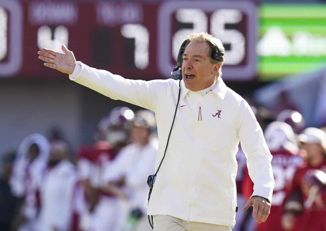 Cincinnati vs. Alabama prediction, pick for the 2021 Goodyear Cotton ...