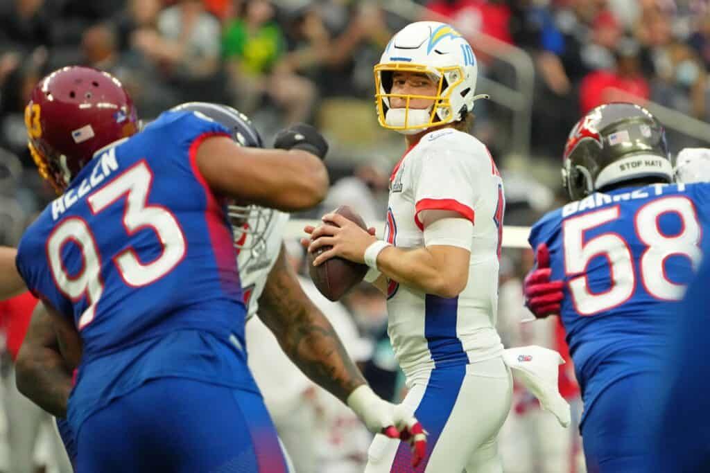 Justin Herbert and Maxx Crosby win 2022 Pro Bowl MVP Awards