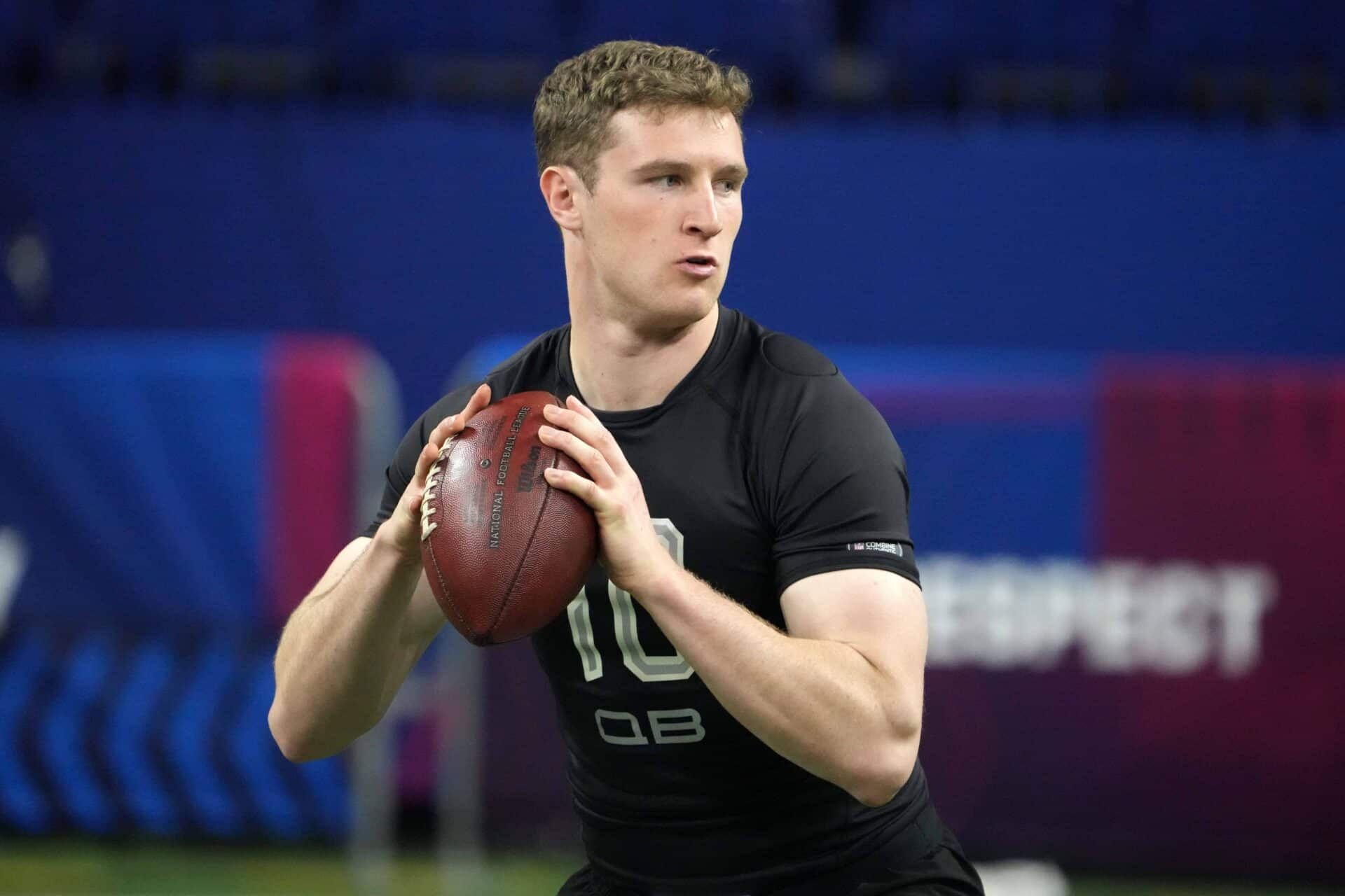 Athletic Brown quarterback EJ Perry awaits 2022 NFL Draft, has ...