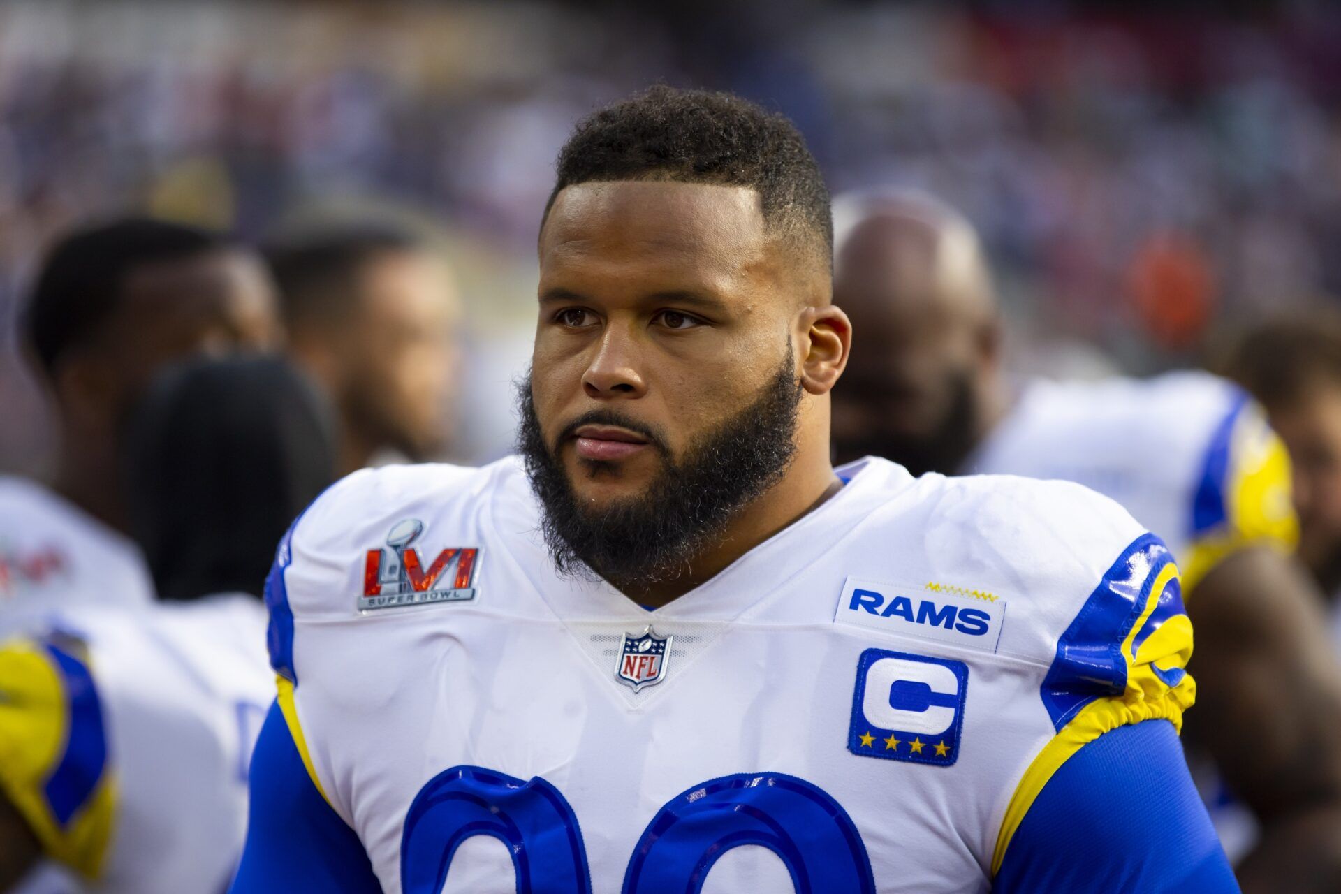 Eight NFL players we would love to see in UFC's Octagon