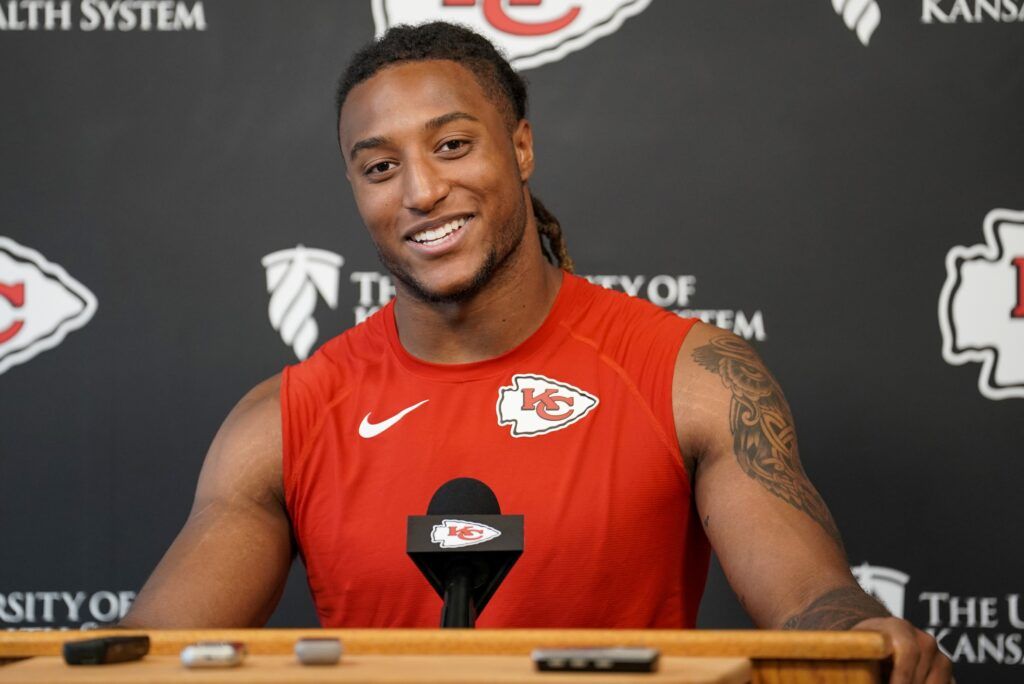 Chiefs safety Justin Reid embraces leadership role with new team ...