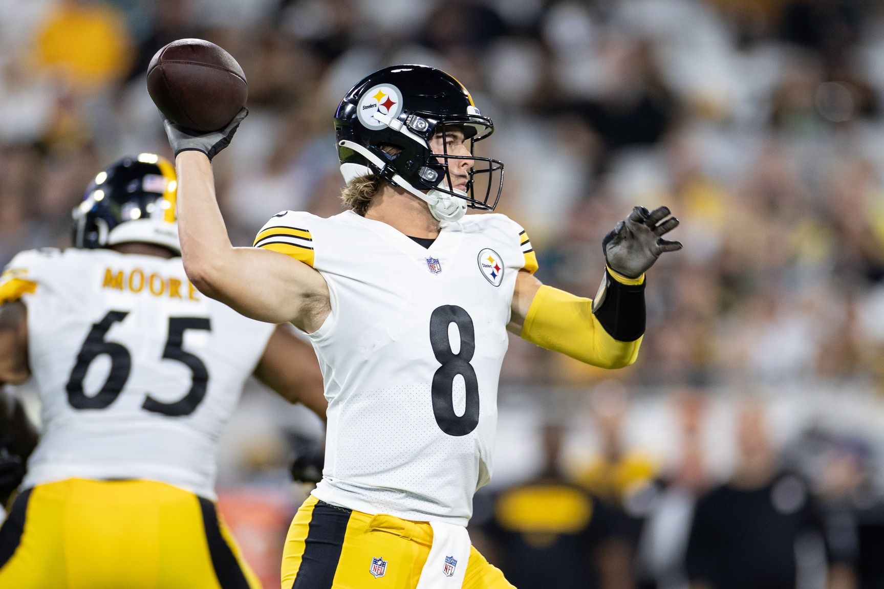 Sunday NFL DFS picks: Top Steelers vs. Lions lineup includes Kenny ...