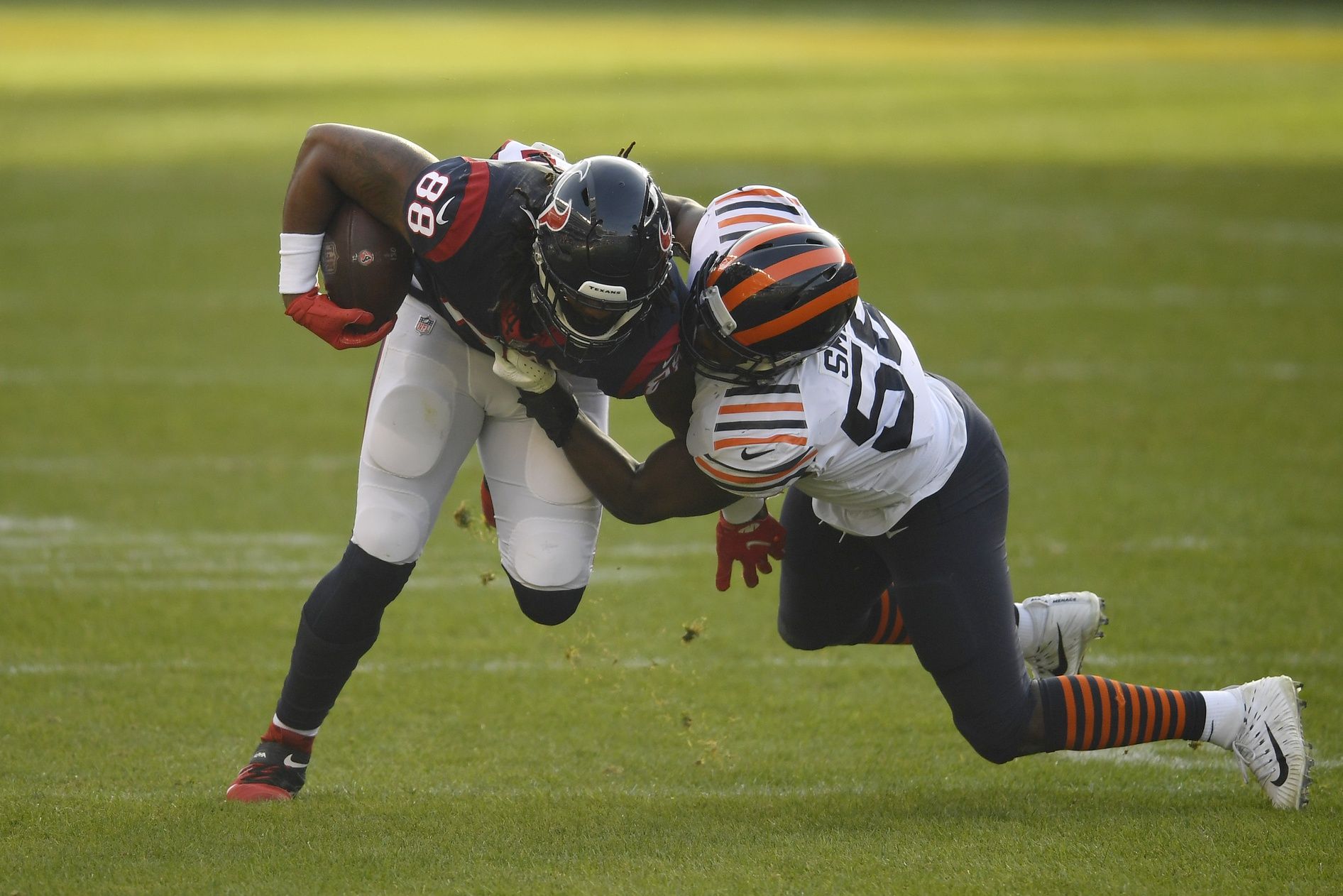 Chicago Bears linebacker Roquan Smith is betting on himself and breaks ...