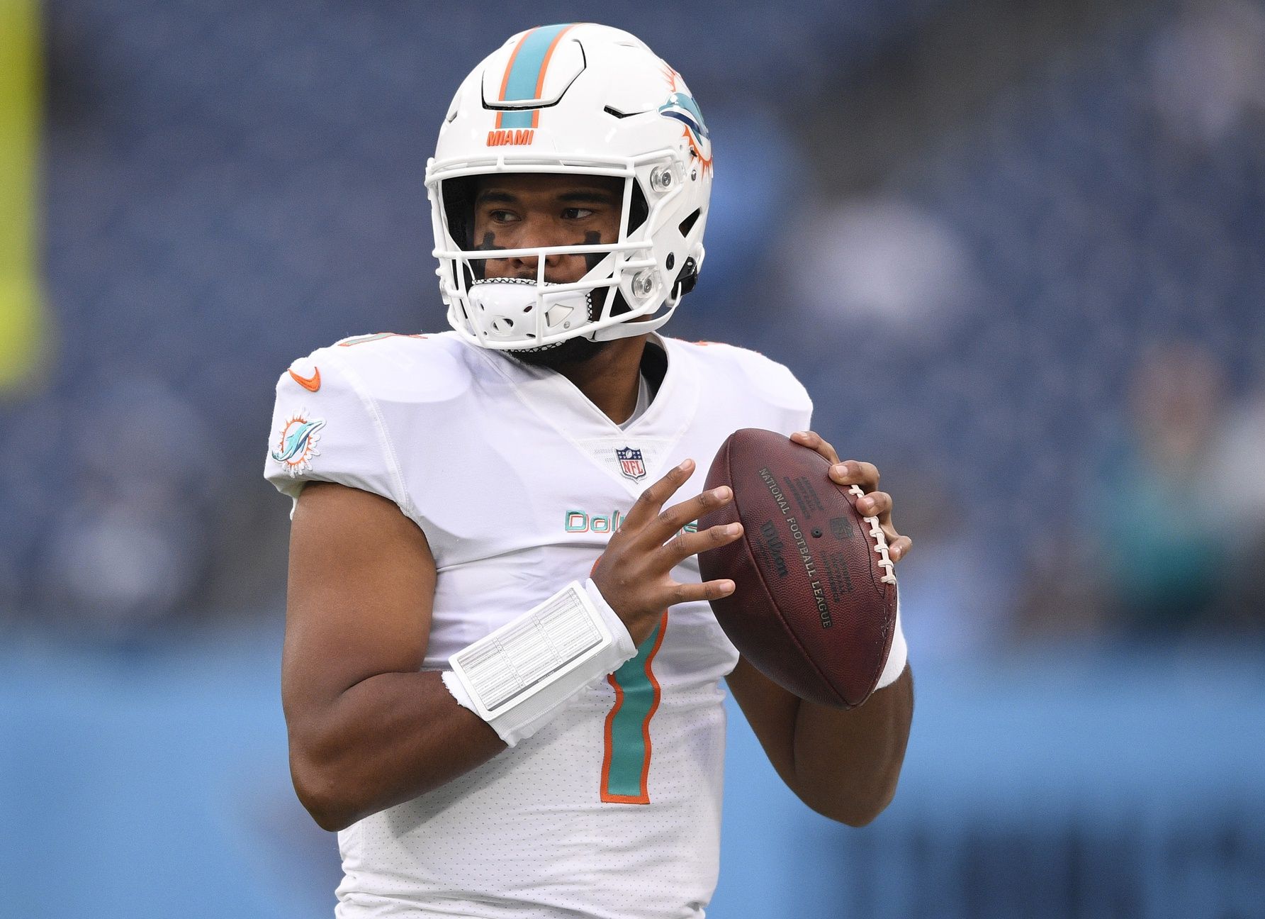 Should you select Tua Tagovailoa in fantasy drafts?
