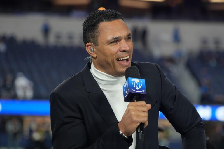 Who Are the Amazon Prime Video NFL Announcers and Halftime Commentators ...