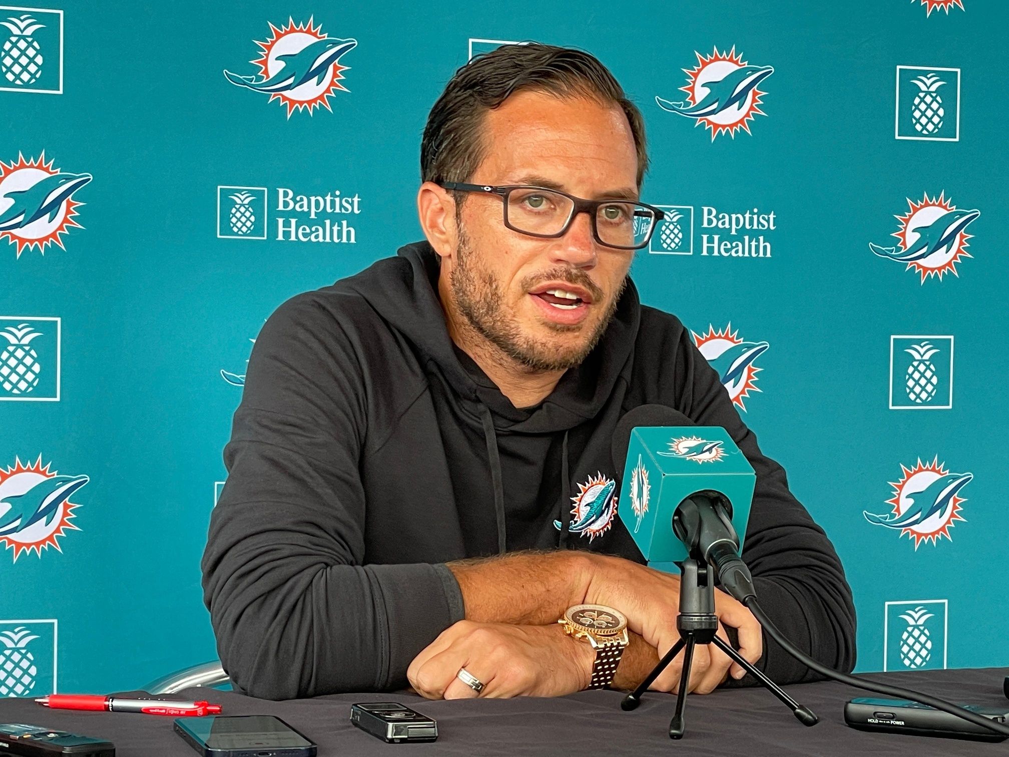Many think the Miami Dolphins have a good team in 2022 -- but does Mike ...
