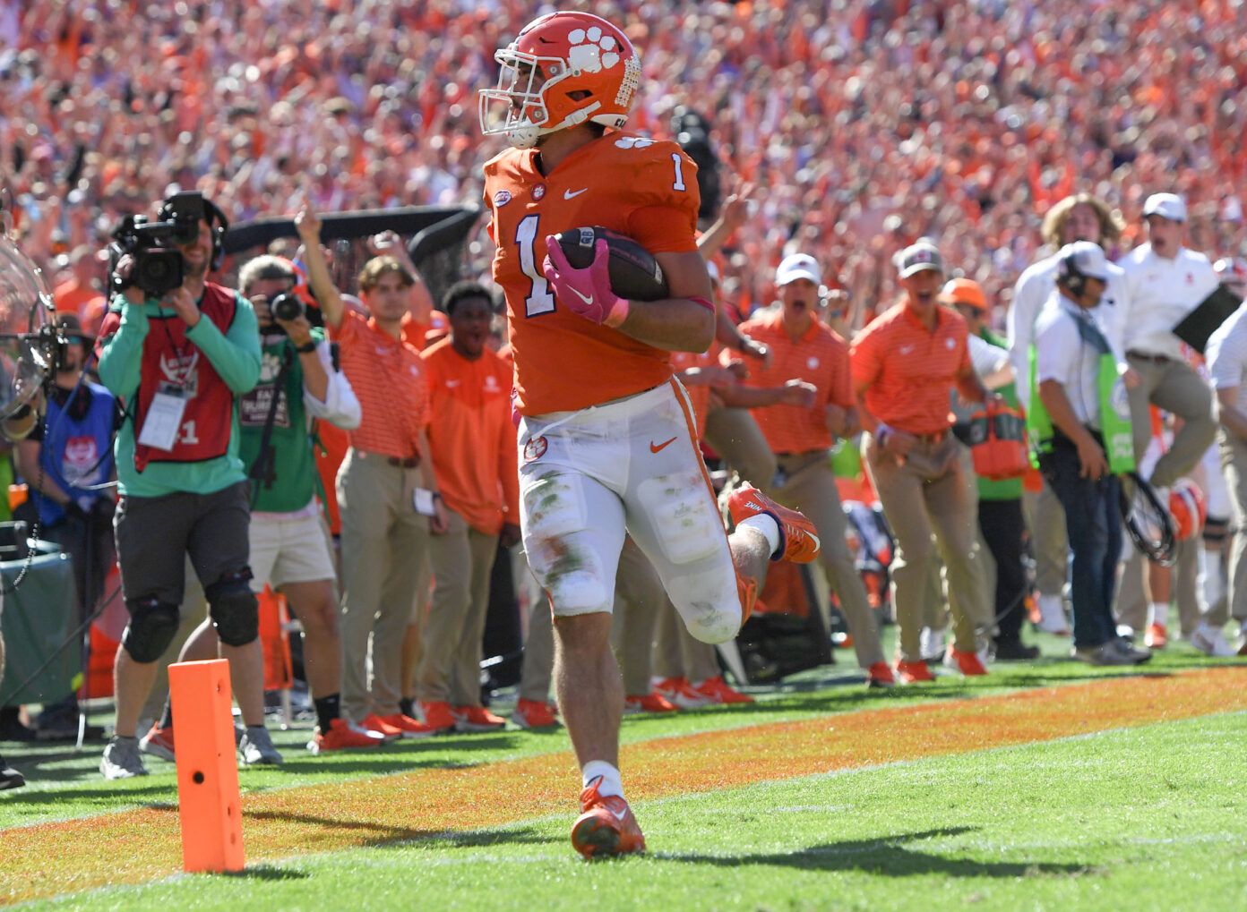 Week 8 College Football Players of the Week: Will Shipley Saves Clemson ...