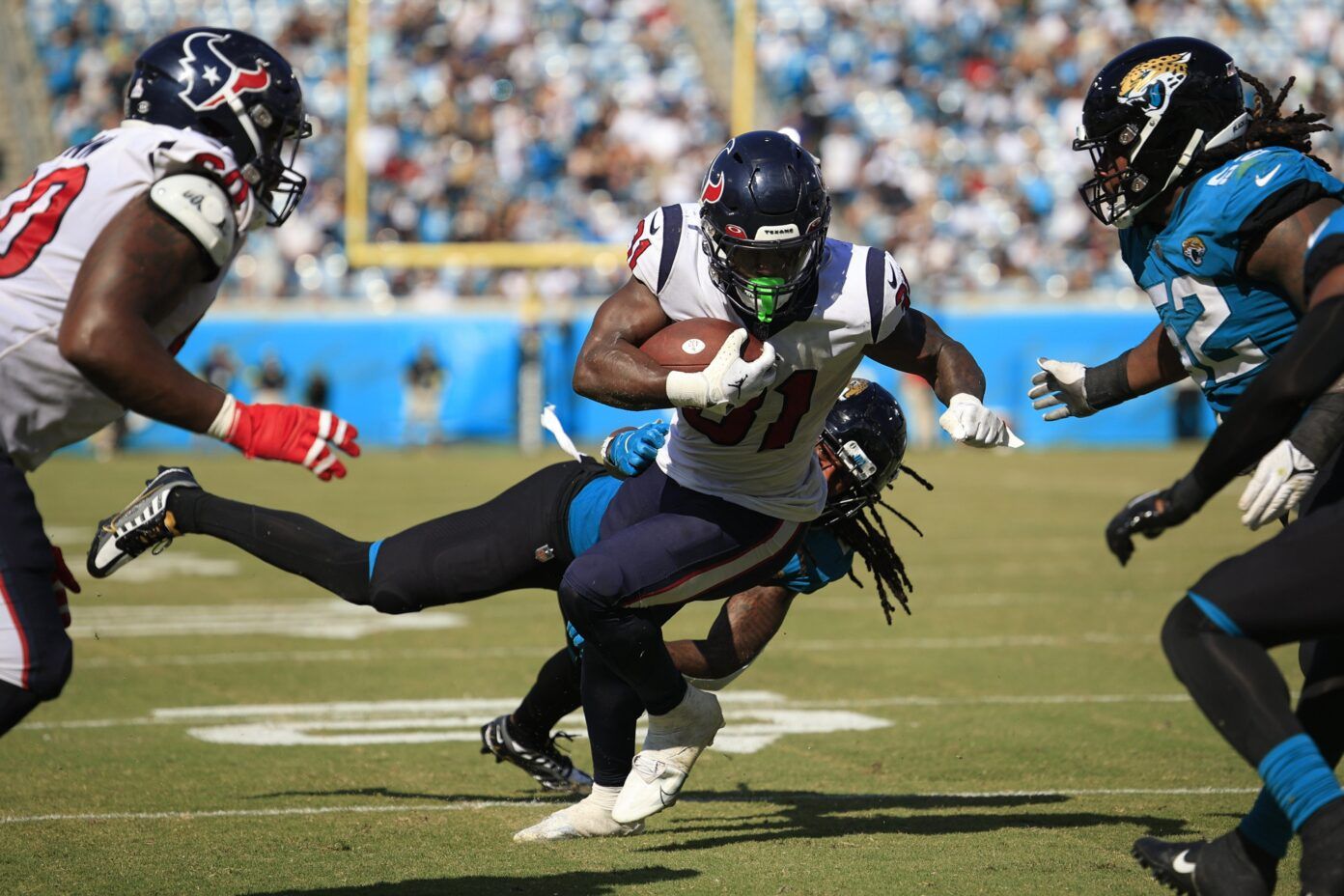 Texans Rookie Dameon Pierce Runs Roughshod Over Jaguars for First Win ...
