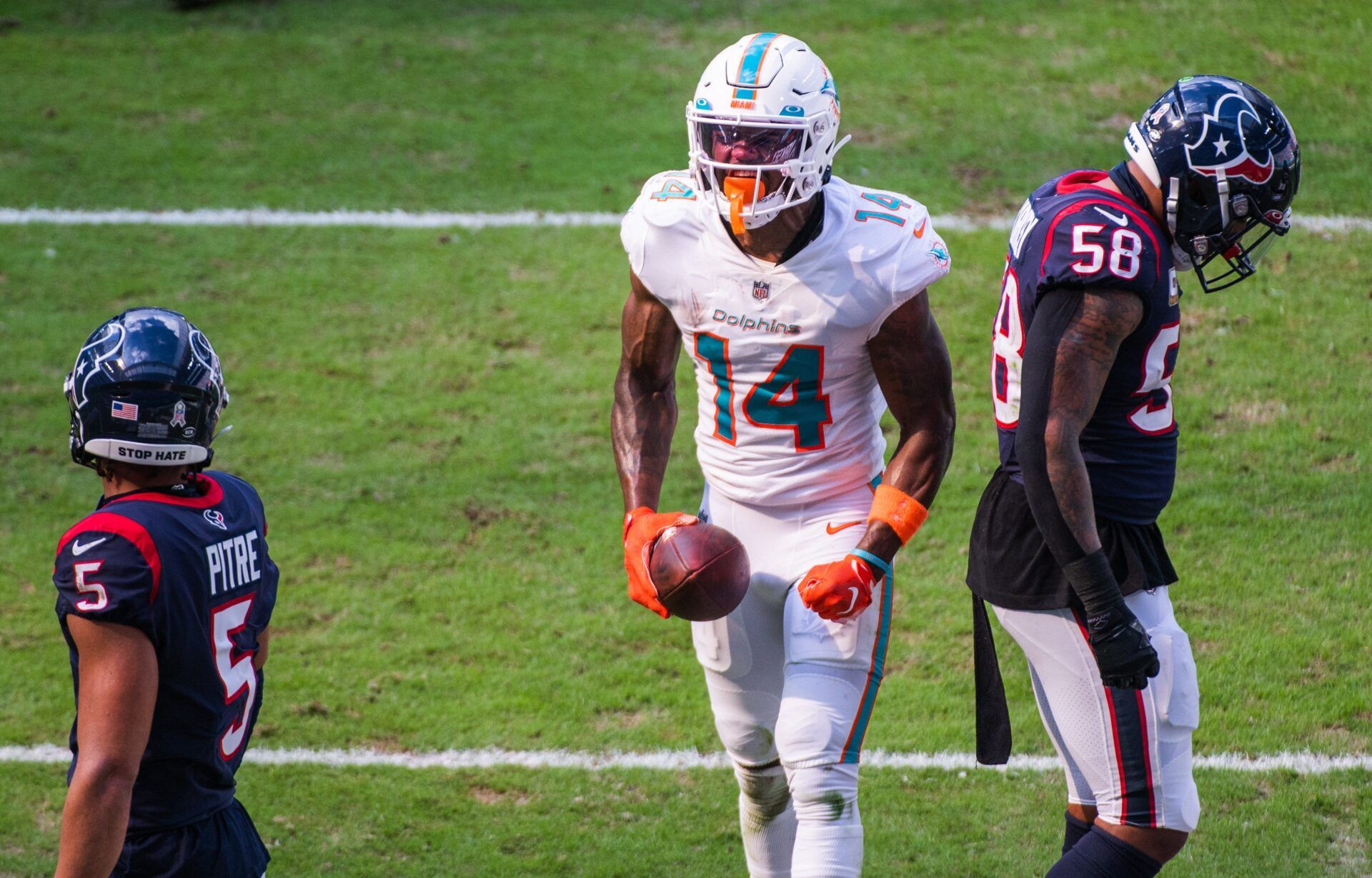 Top Early Bargain NFL DFS Picks Week 13: Late Sunday Afternoon Targets ...