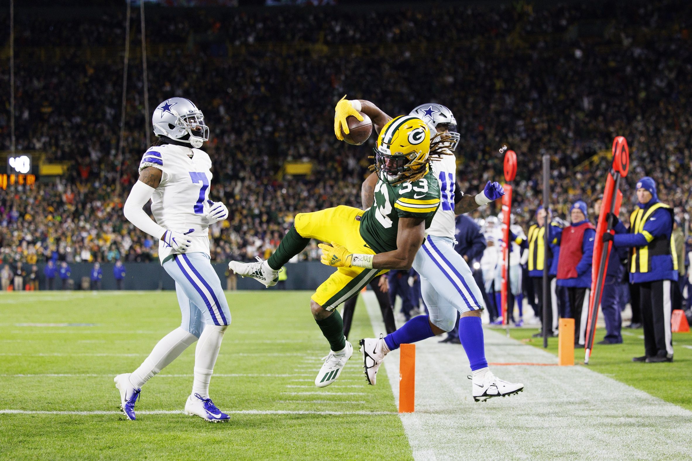 Week 10 NFL Turning Point: Packers Run Game Levels Field Against ...