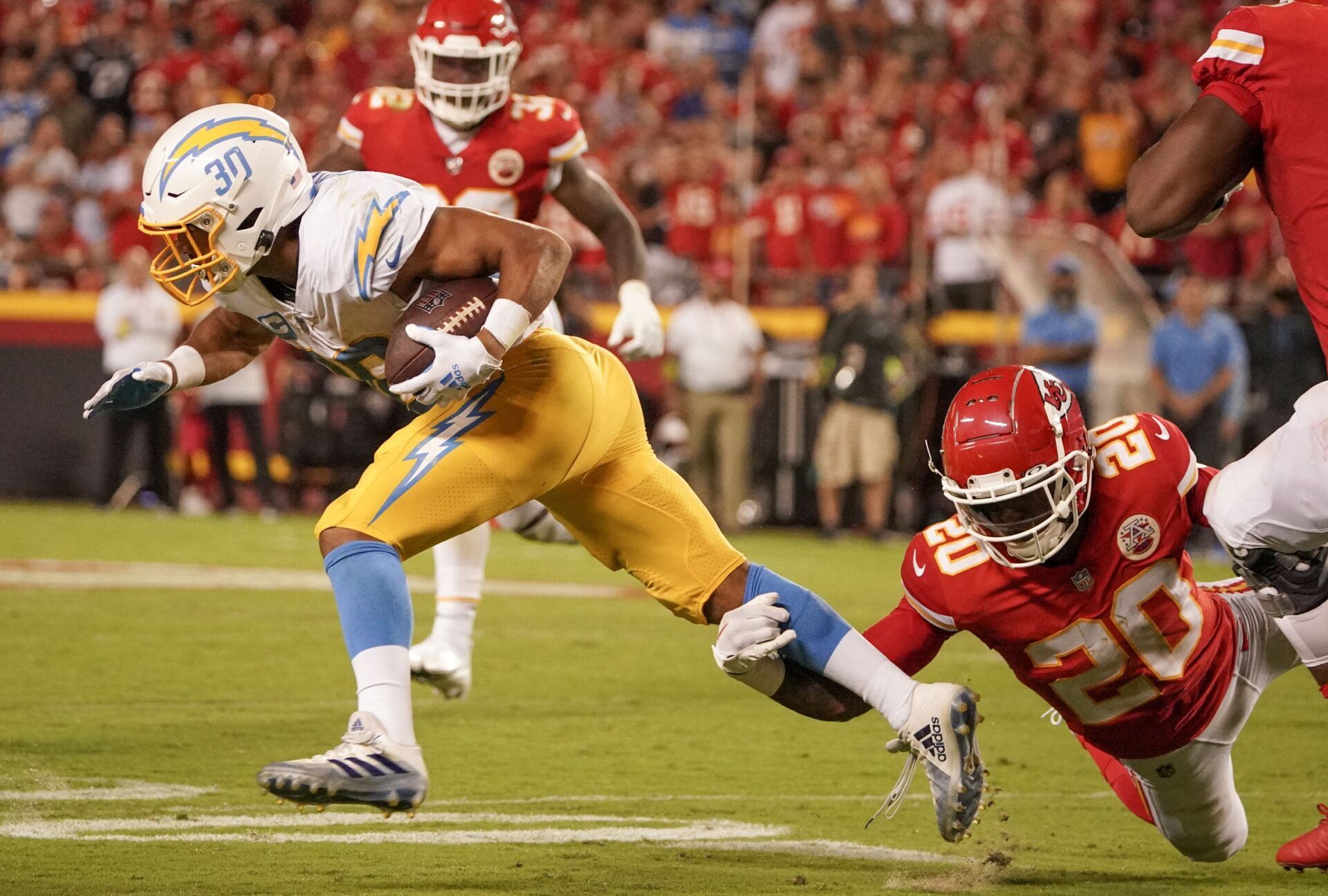 NFL Week 11 Lock of the Week, Upset of the Week, and Score Predictions ...