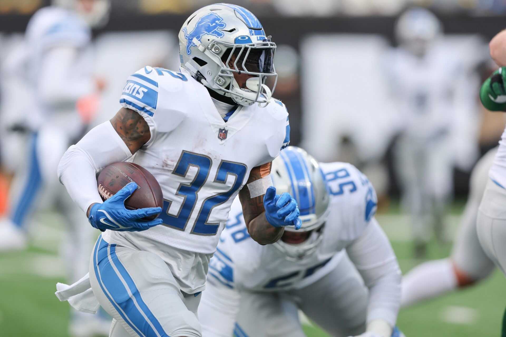 D'Andre Swift and Jamaal Williams Start/Sit Week 16: Should You Start Either RB Against the ...