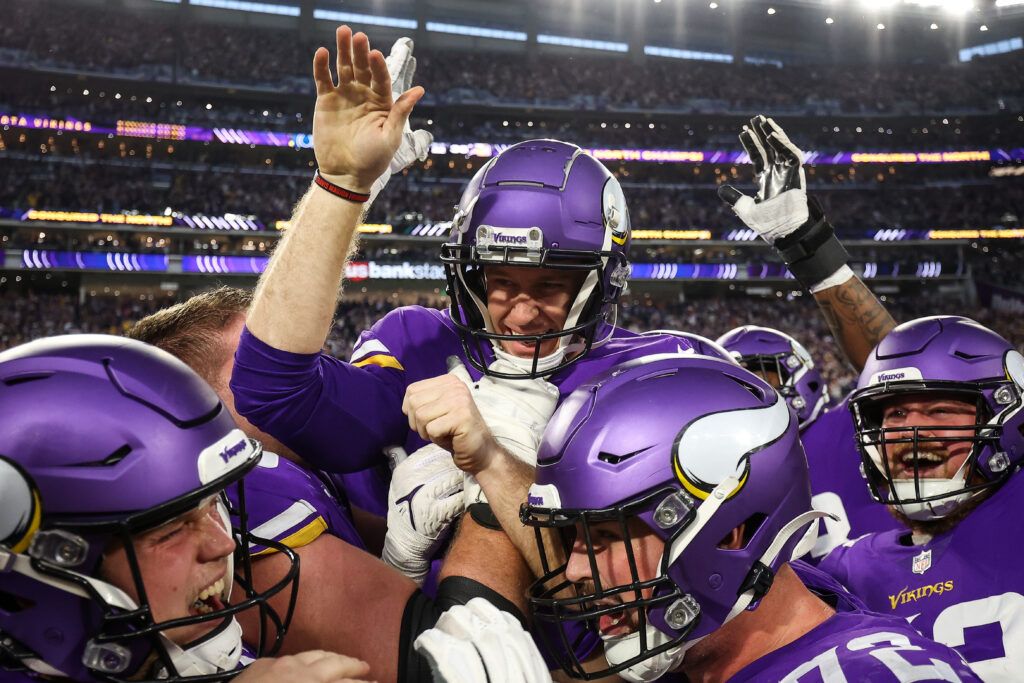 How the Vikings Engineered the Greatest Comeback in NFL History Against ...