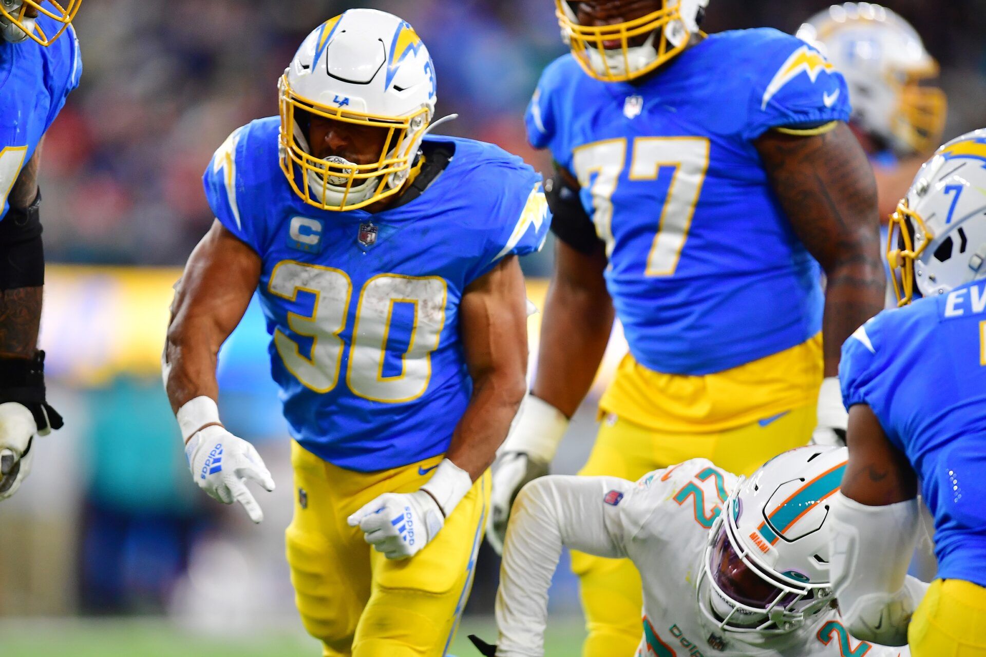 Titans vs. Chargers Prediction, Odds, and Picks for Week 15