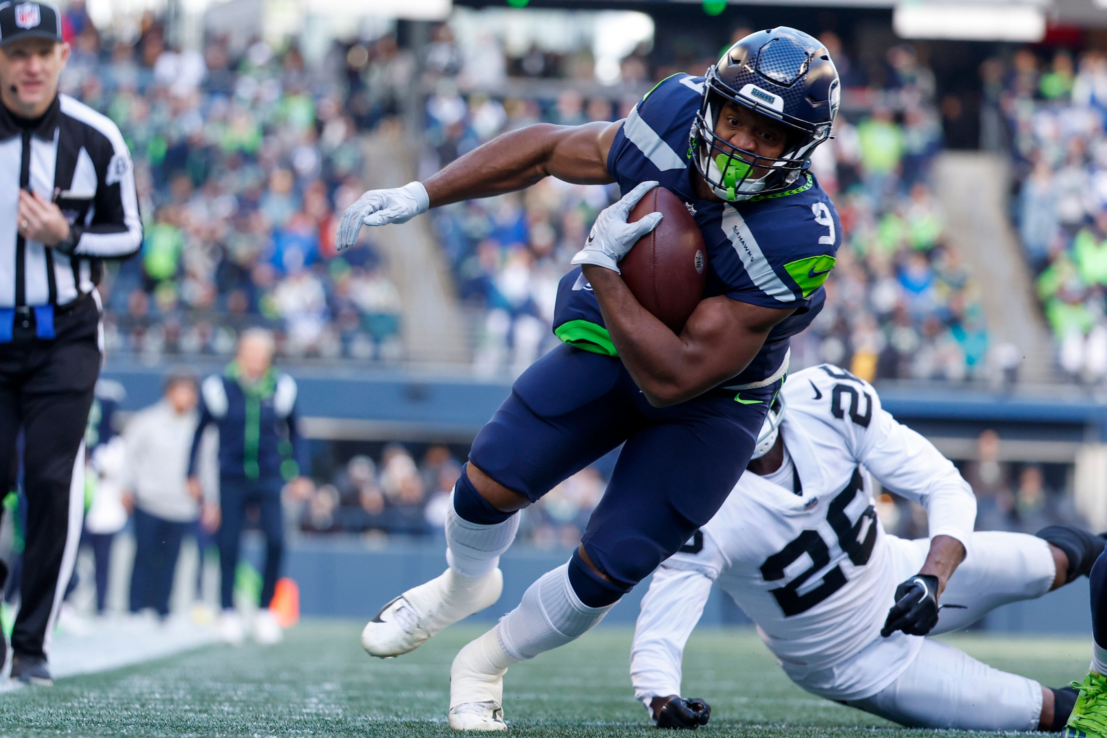 Is Kenneth Walker III Playing Today vs. Panthers?