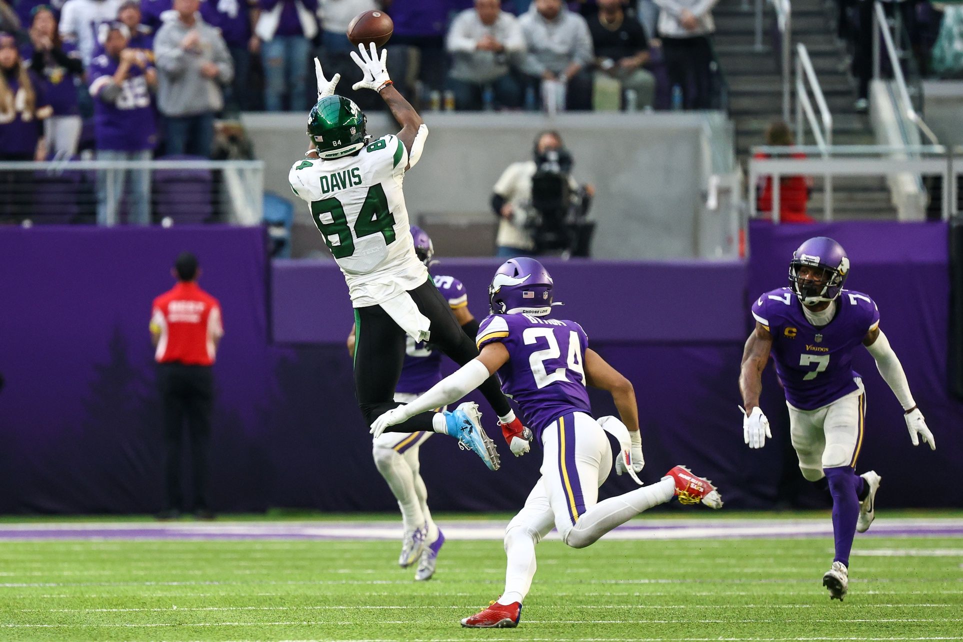 Corey Davis Waiver Wire Week 14: Can Davis and the Jets Passing Game ...