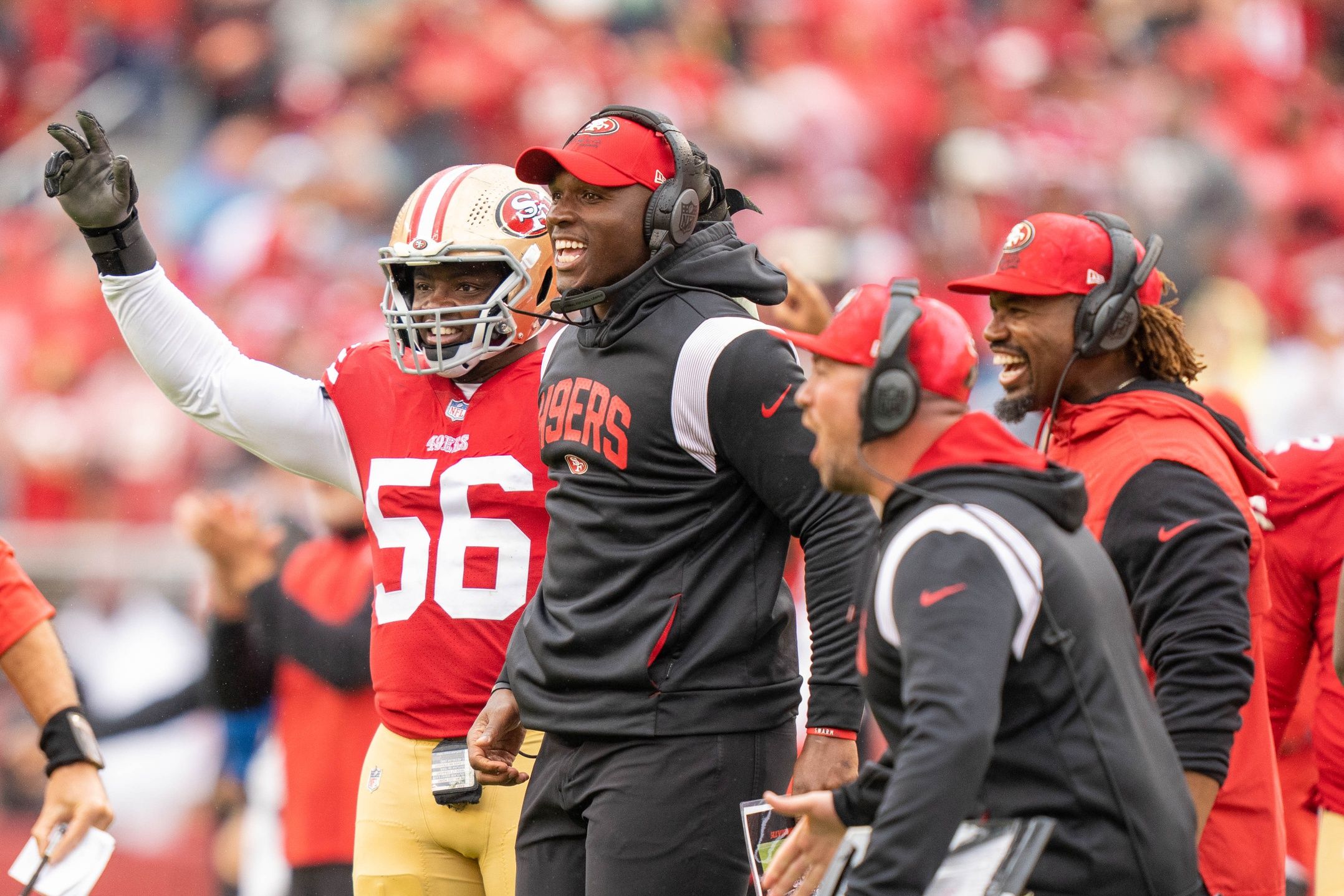 DeMeco Ryans Was the 49ers Key Against Impressive Dolphins Offense