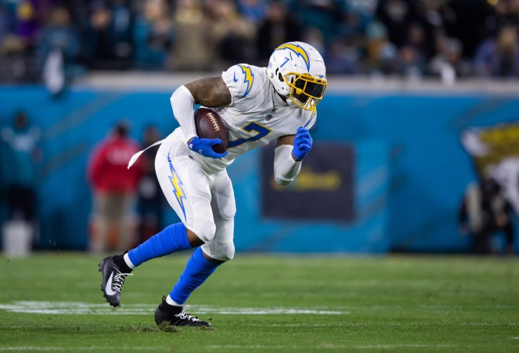 Gerald Everett Dynasty Profile: Fantasy Outlook, Value, Projections ...