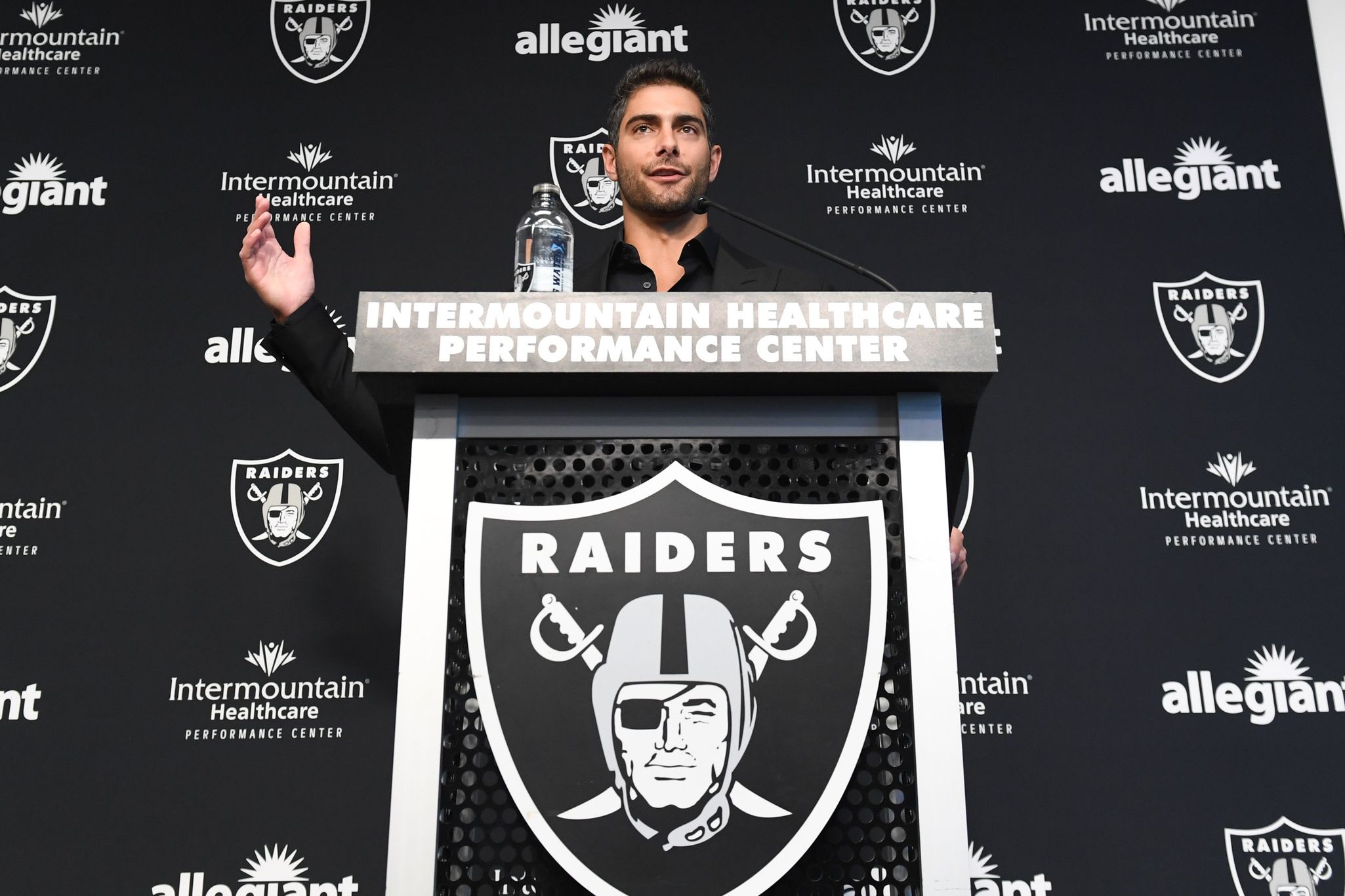 Las Vegas Raiders Free Agency Grade: Jimmy Garoppolo and Jakobi Meyers ...