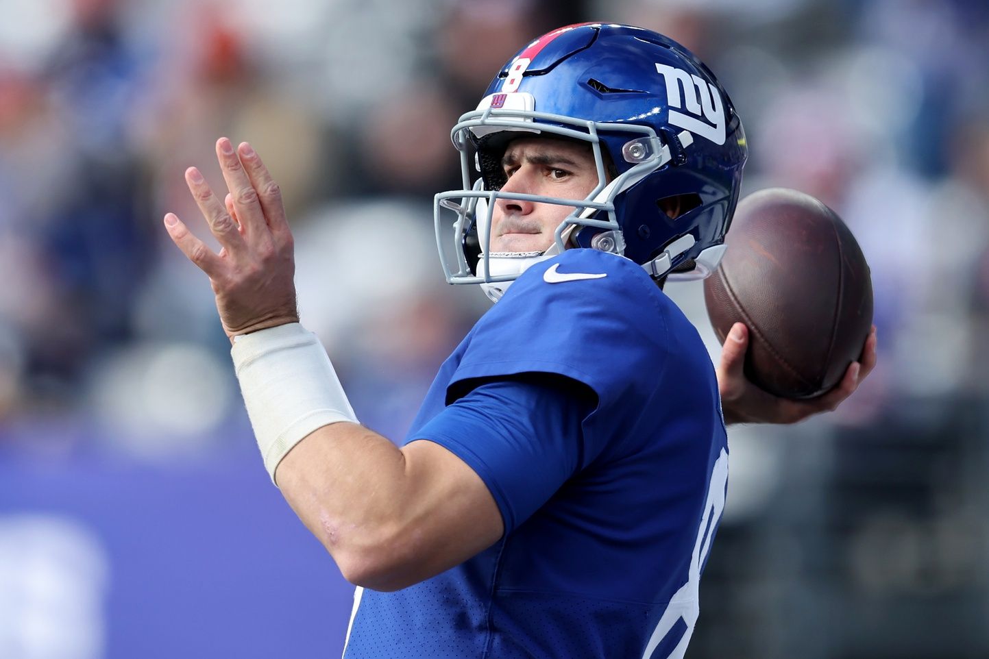 Daniel Jones, Derek Carr, and Geno Smith Showcase Rising Middle-Class ...