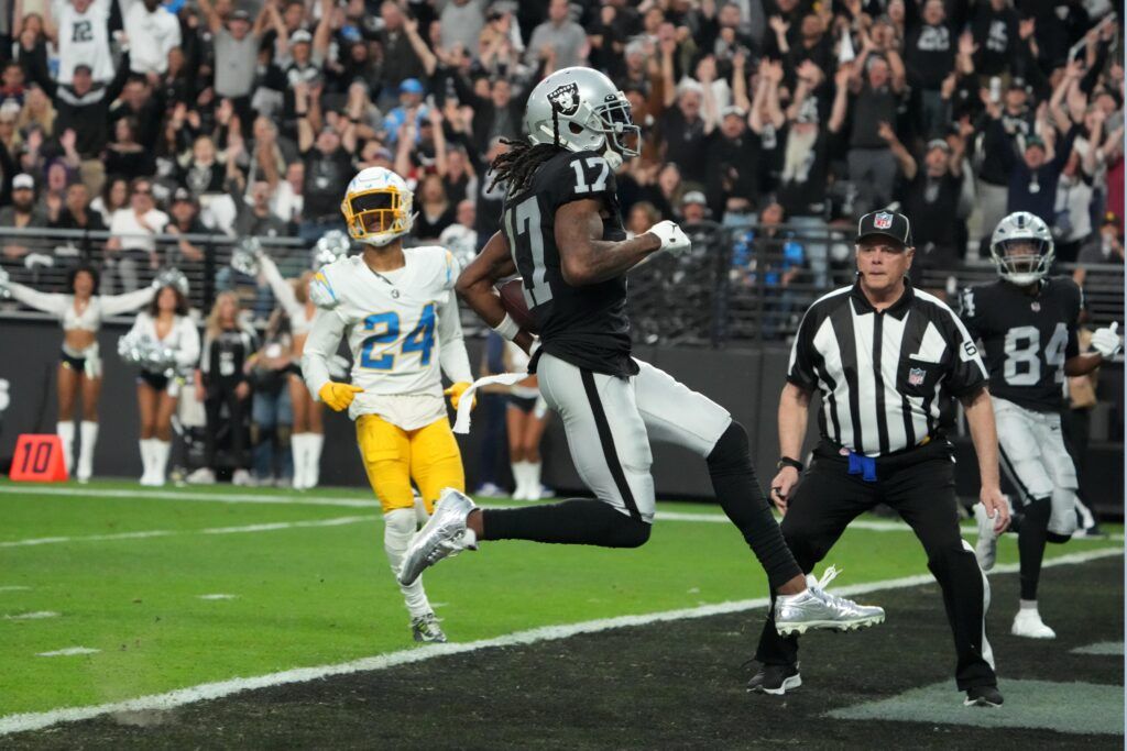 Davante Adams Fantasy Projections: Should You Draft Adams in Fantasy ...