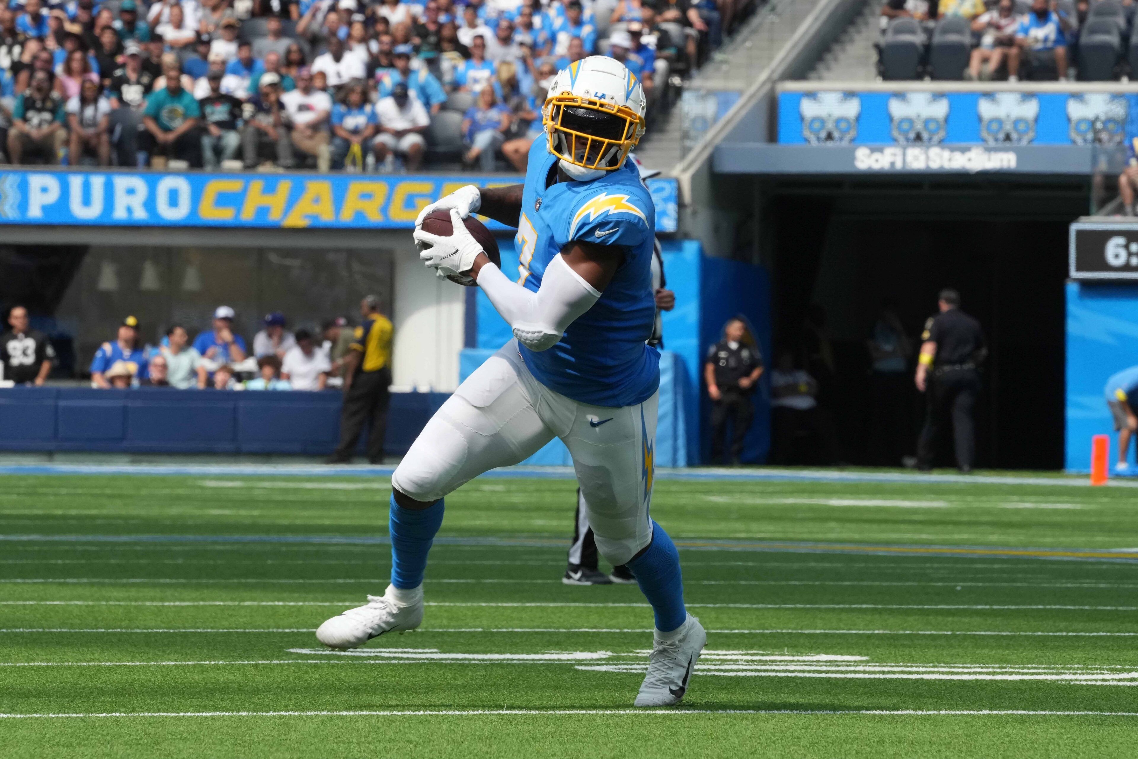 Gerald Everett Fantasy Outlook: How Much Do the Los Angeles Chargers ...