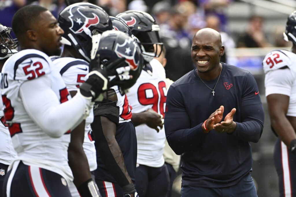 Did DeMeco Ryans Play in the NFL? A Look At the Texans Head Coach's Career