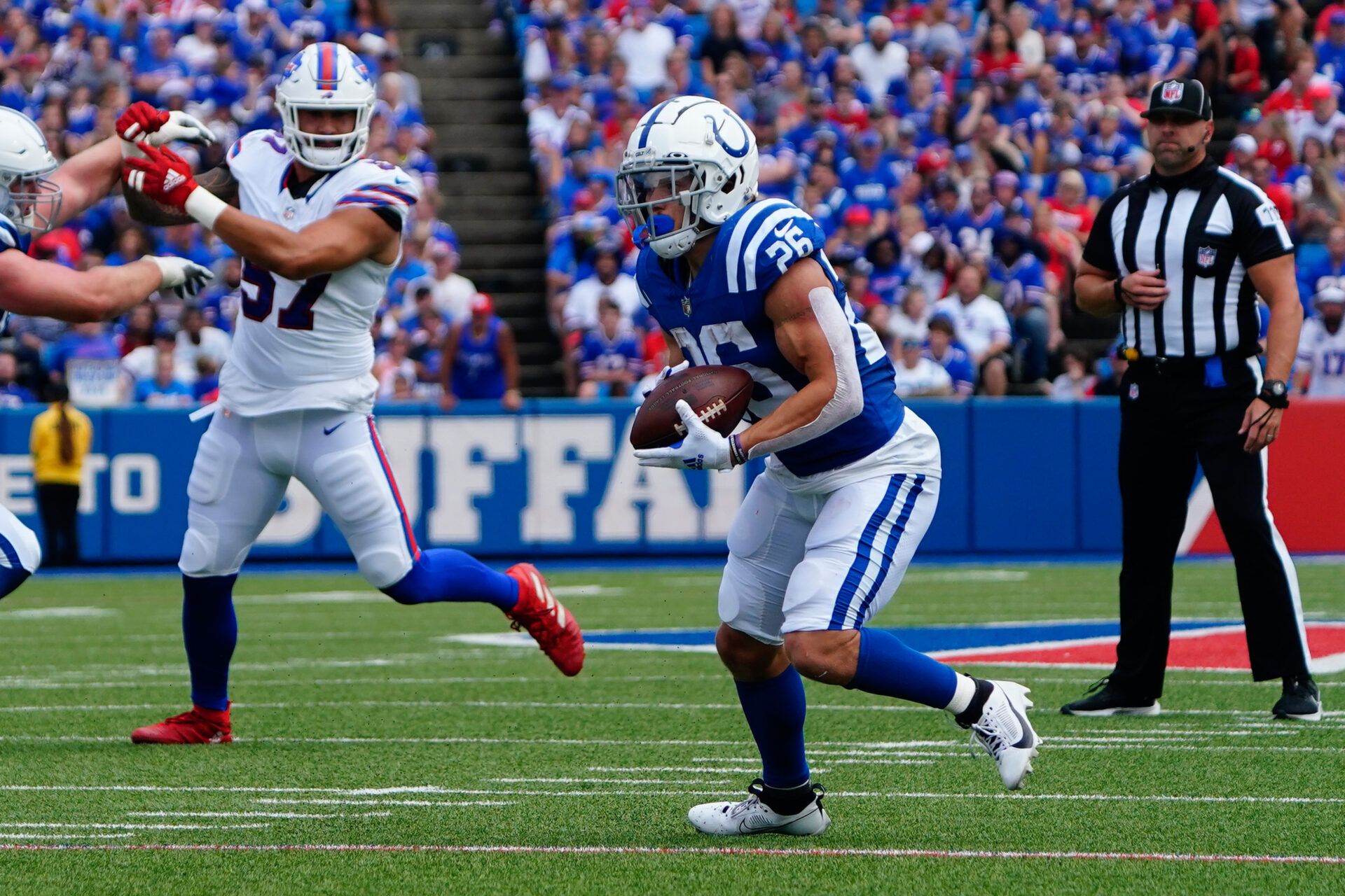 Evan Hull Fantasy Waiver Wire: Should I Pick Up the Colts RB this Week?