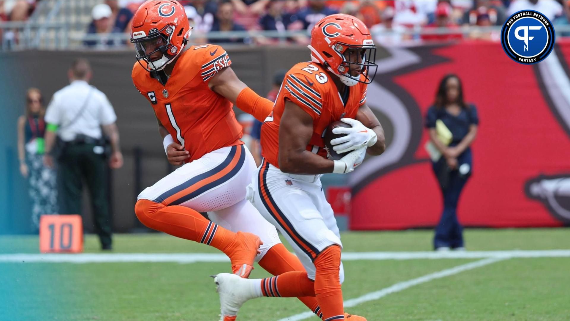 Roschon Johnson Fantasy Waiver Wire: Should I Pick Up the Bears RB This ...