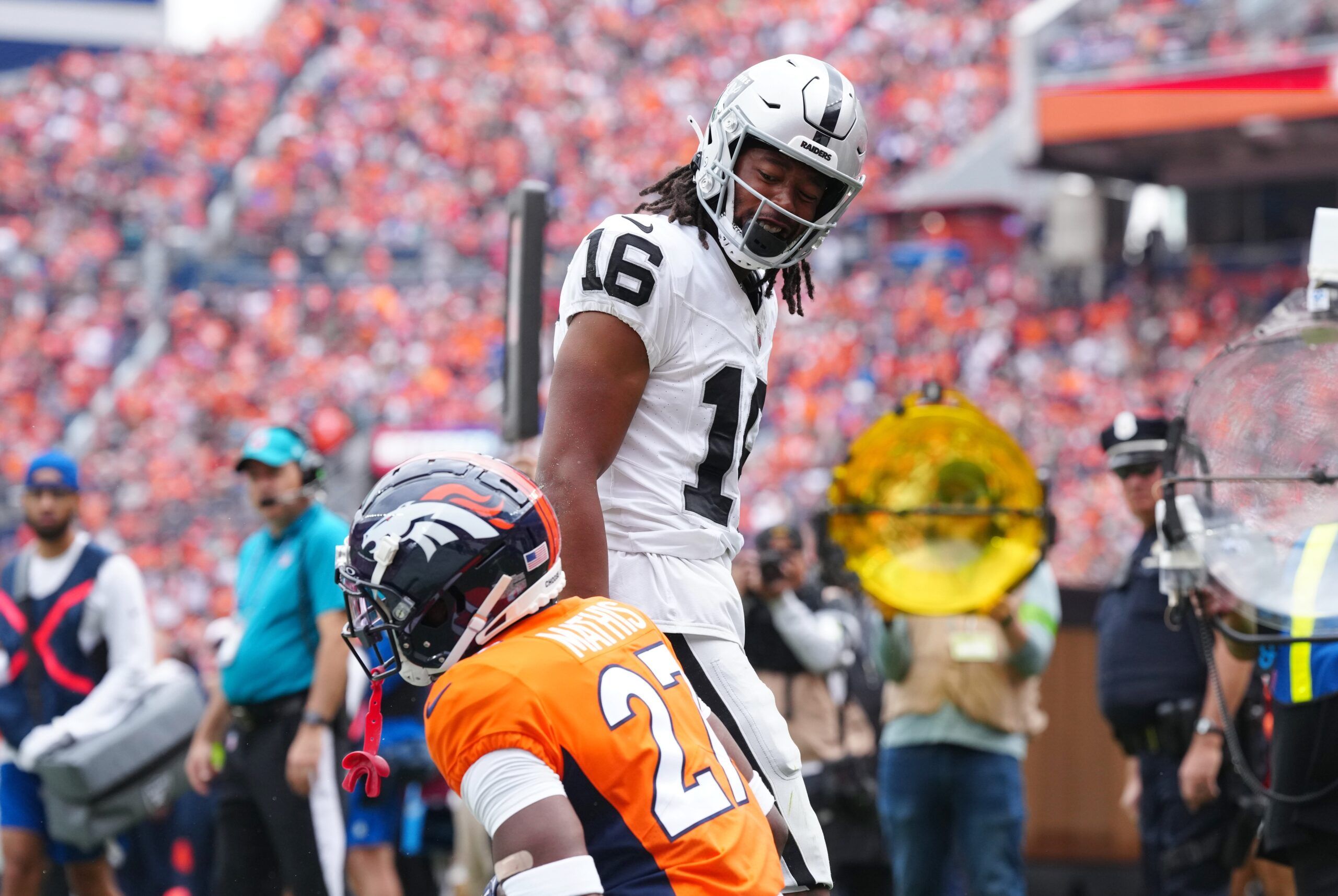 What Channel Is the NFL Game Tonight? Steelers and Raiders Battle on ...