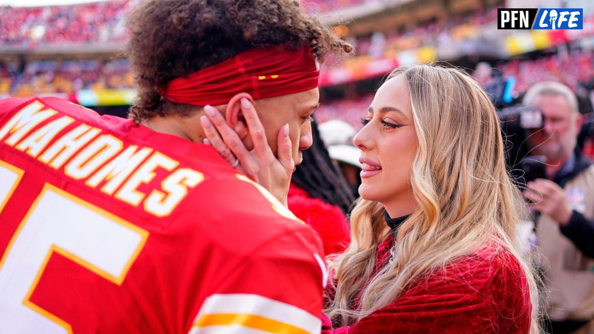 Are Brittany Mahomes and Taylor Swift Friends? Stars Seen in Photos ...