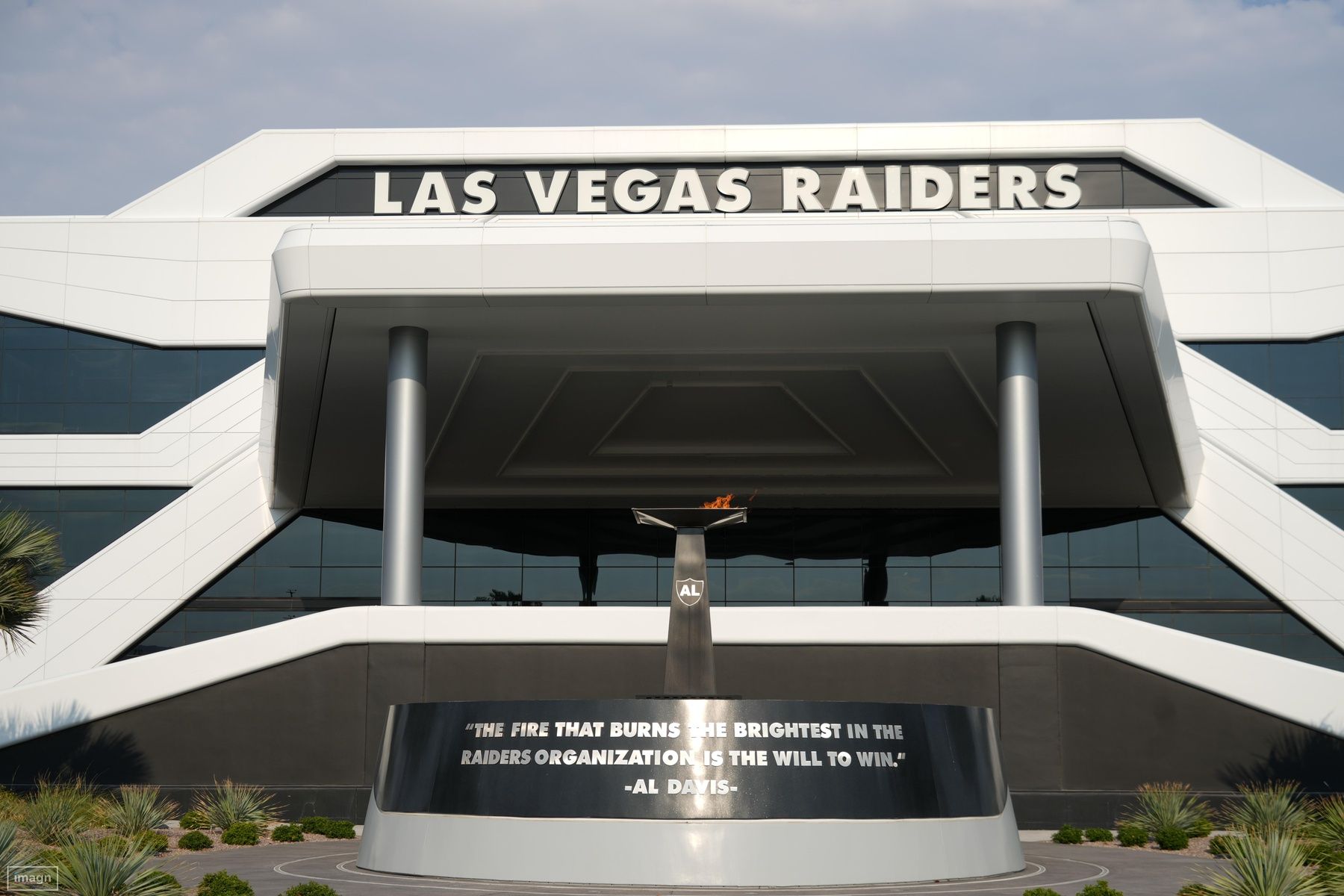 Who Is Lighting the Al Davis Memorial Torch for Packers vs. Raiders?