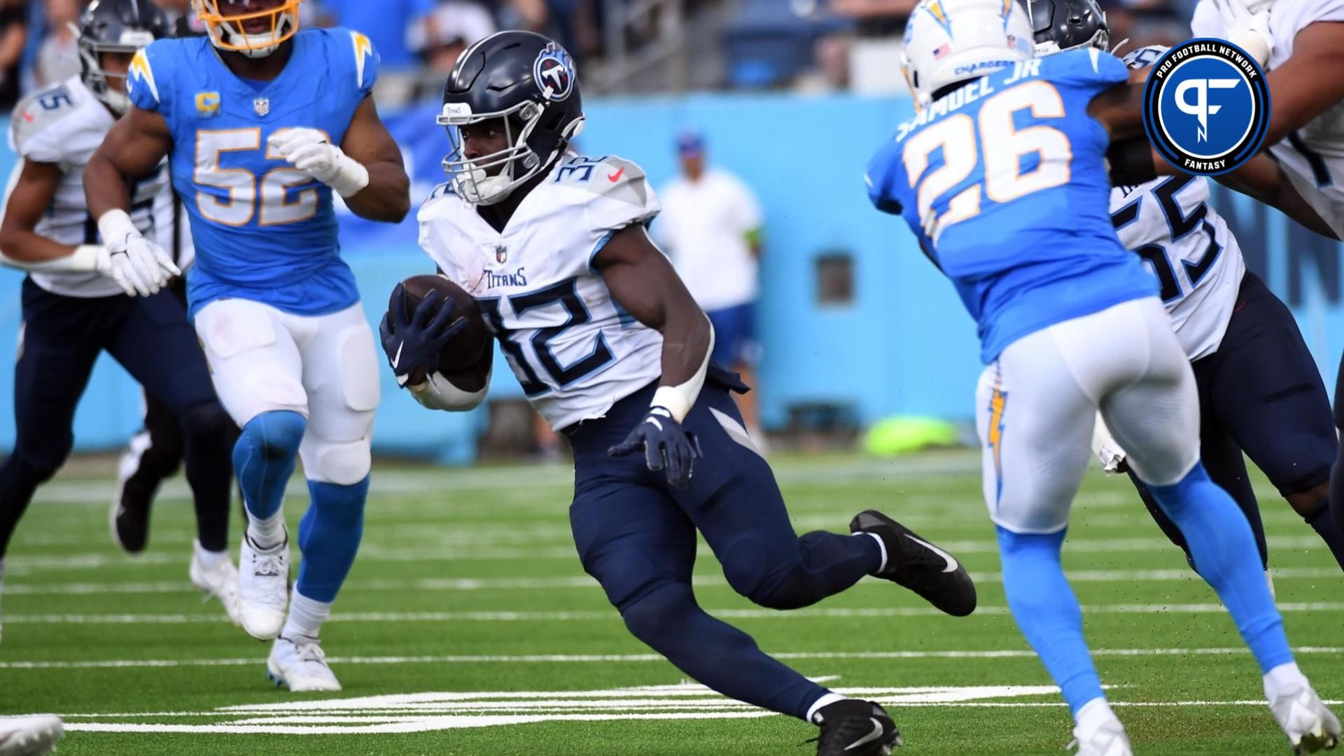 De'Von Achane Injury: Target These 3 Potential Replacements in Fantasy