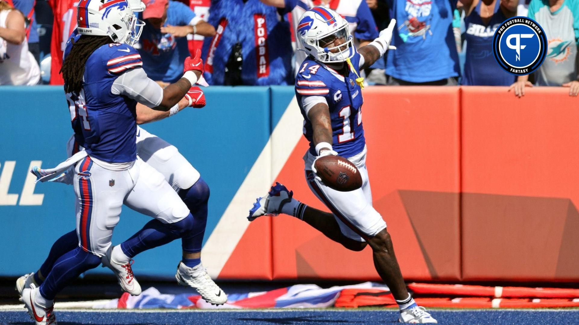 Best WR Matchups in Fantasy for Week 6 Include CeeDee Lamb, Stefon ...