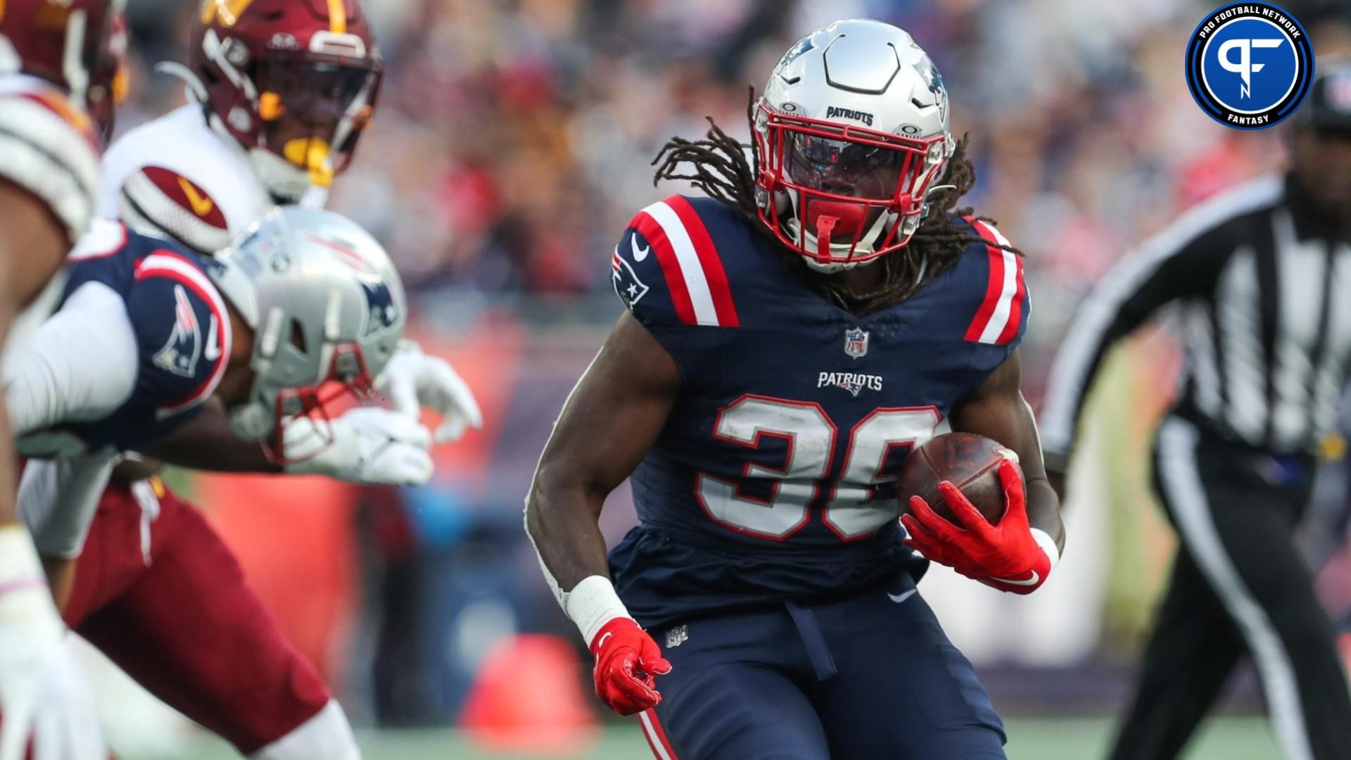 Should You Start Rhamondre Stevenson or Ezekiel Elliott in Fantasy Football Week 10?