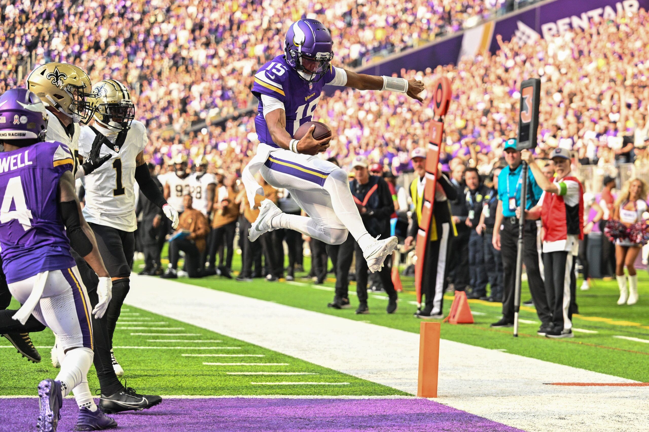 Vikings vs. Broncos Player Prop Bets for Sunday Night Football: Picks ...