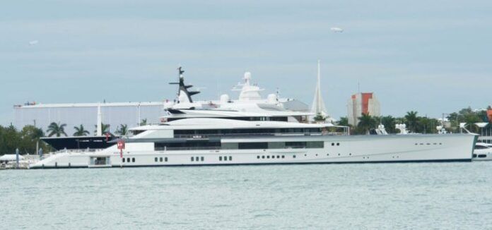 Jerry Jones’ Yacht: A Look at the Dallas Cowboys Owner's Massive Boat