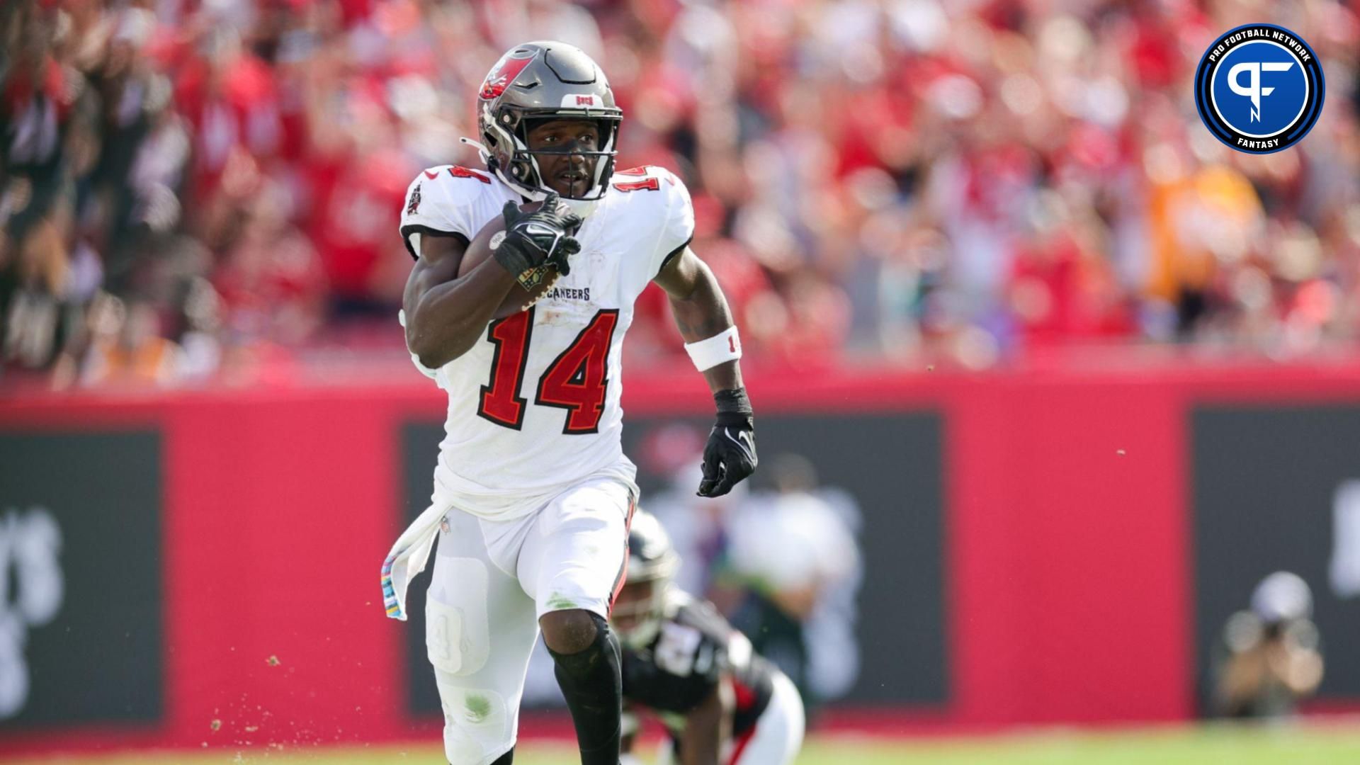 Fantasy Injury Updates: Chris Godwin, Demario Douglas, and Jayden Reed ...