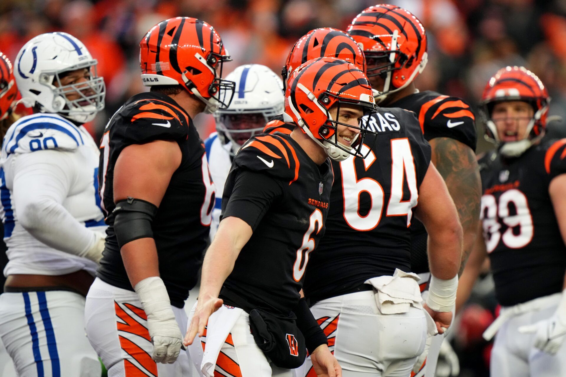 NFL Games Today: Saturday TV Schedule, Start Times, and Live Stream ...