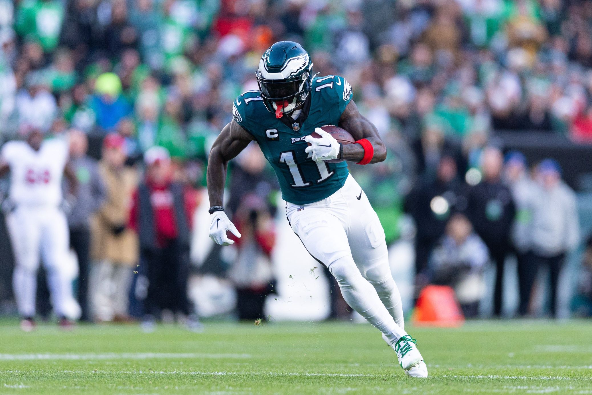 A.J. Brown Injury Update: Eagles WR’s Status for Monday’s Playoff Game ...