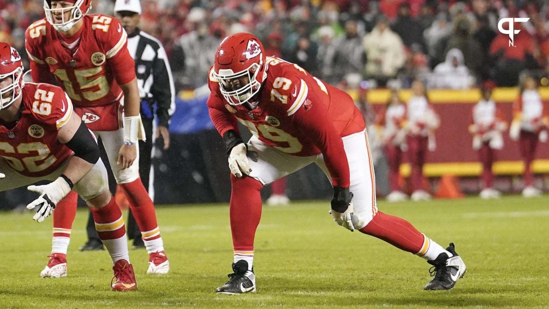 Chiefs’ Donovan Smith Goes Viral After Posting the Bills Turned Off Hot ...