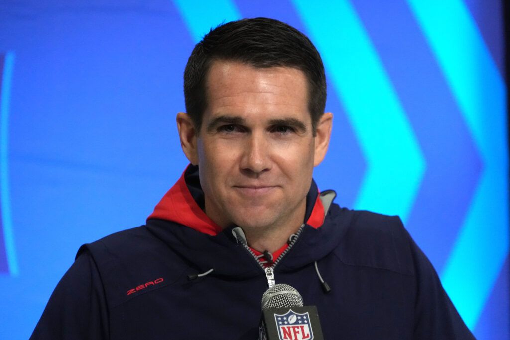NFL Draft Rumors: Giants' Interest in Trading Up for a Quarterback ...