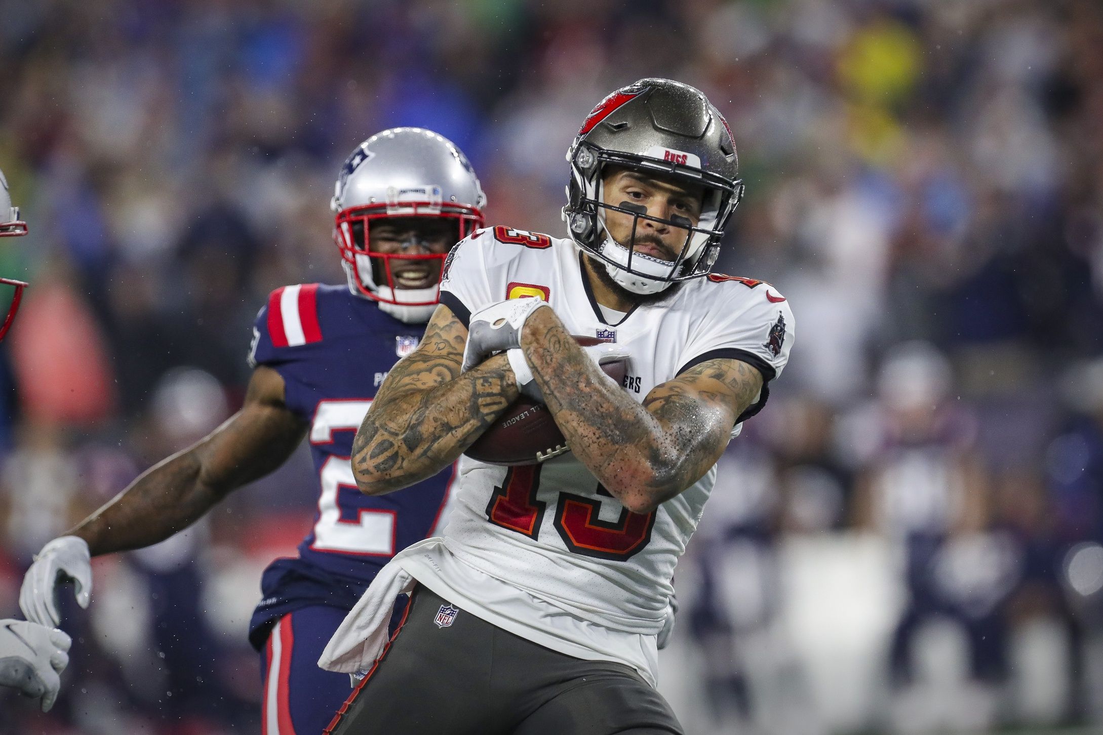 Buccaneers Reportedly Re-Sign Mike Evans to New Multi-Year Deal