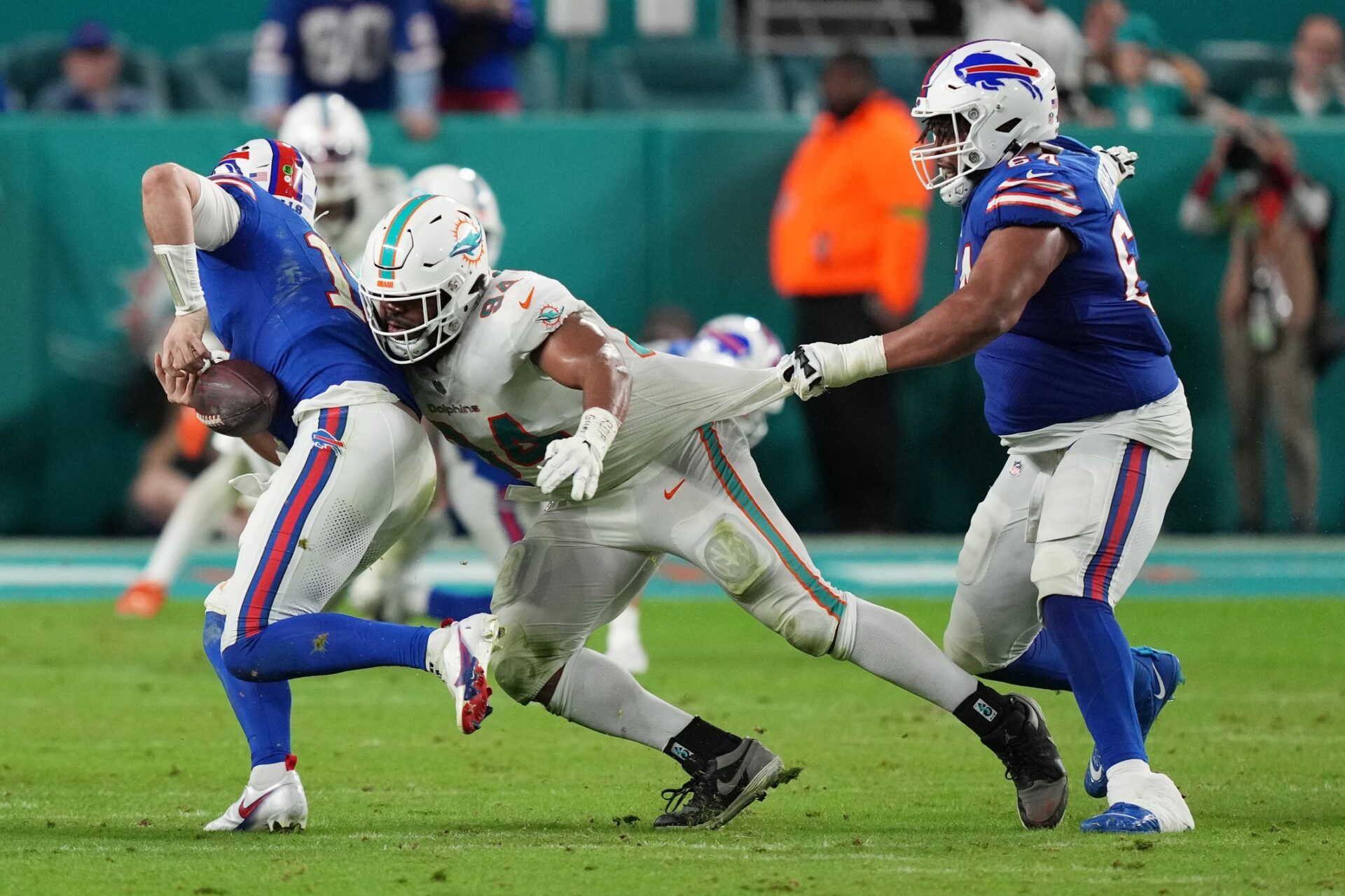 Miami Dolphins News, March 4: Christian Wilkins' Uncertain Future, Potential Trade for L'Jarius ...