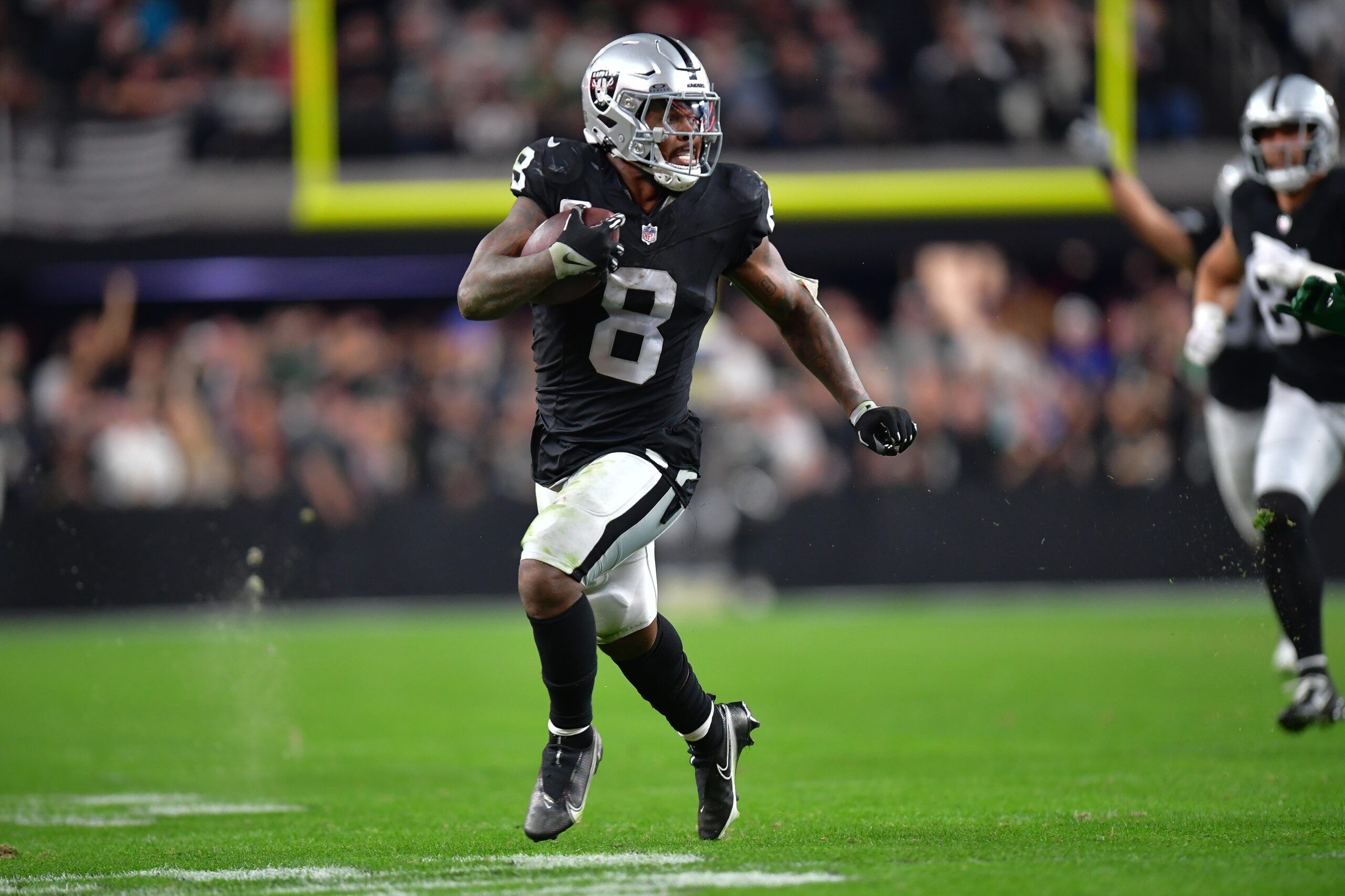 Packers Agree to Terms With Josh Jacobs: What’s Next for Aaron Jones ...