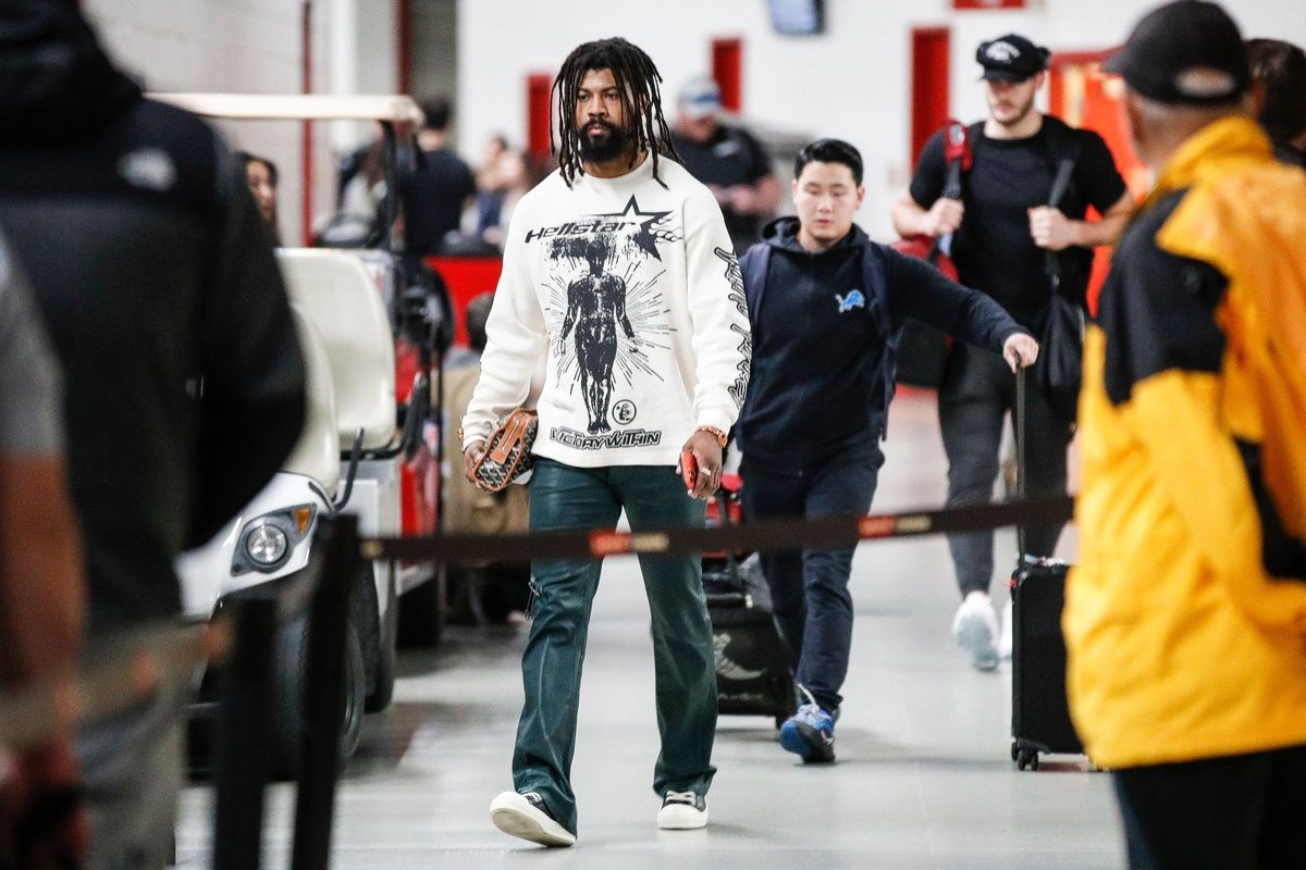 Ex-Lions CB Cameron Sutton Turns Himself In, Charged With Domestic Battery