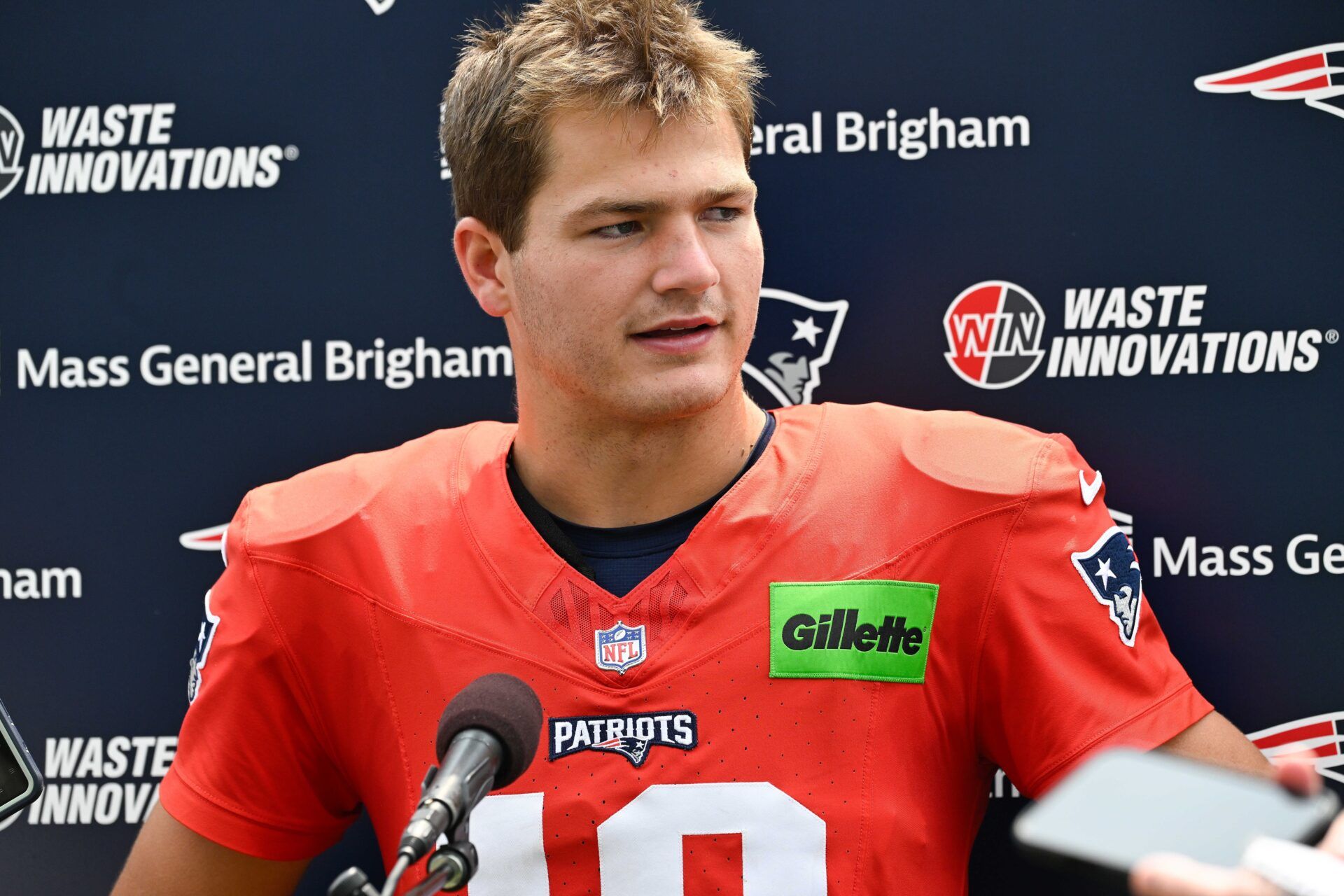 Who Are Drake Maye's Parents? Everything You Need To Know About Mark ...